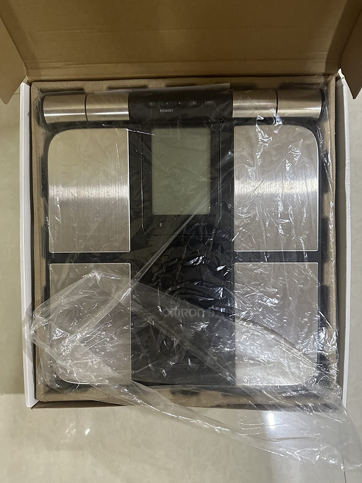 Omron Hbf 702T Digital Body Composition Monitor, Silver : Amazon.in ...