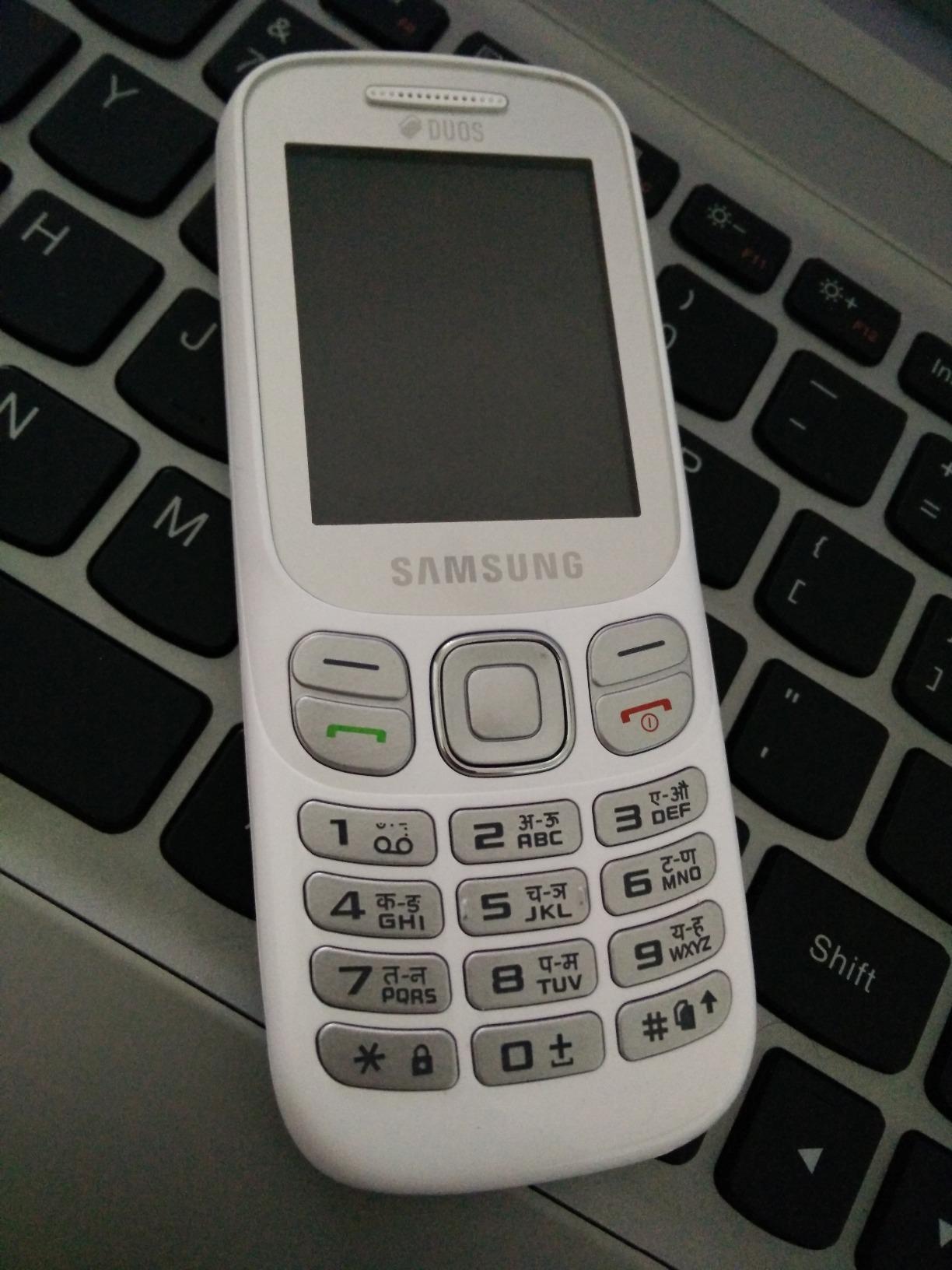 Samsung Metro 313 (White) : Amazon.in