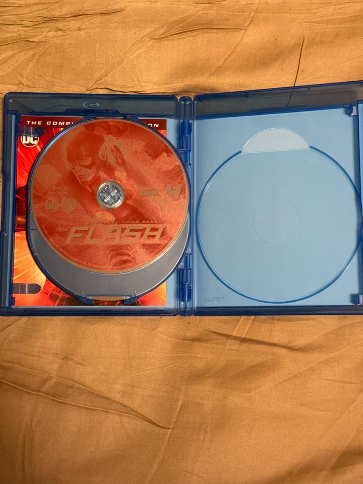 The Flash: The Complete Third Season [Blu-Ray]: Amazon.ca: Grant Gustin ...