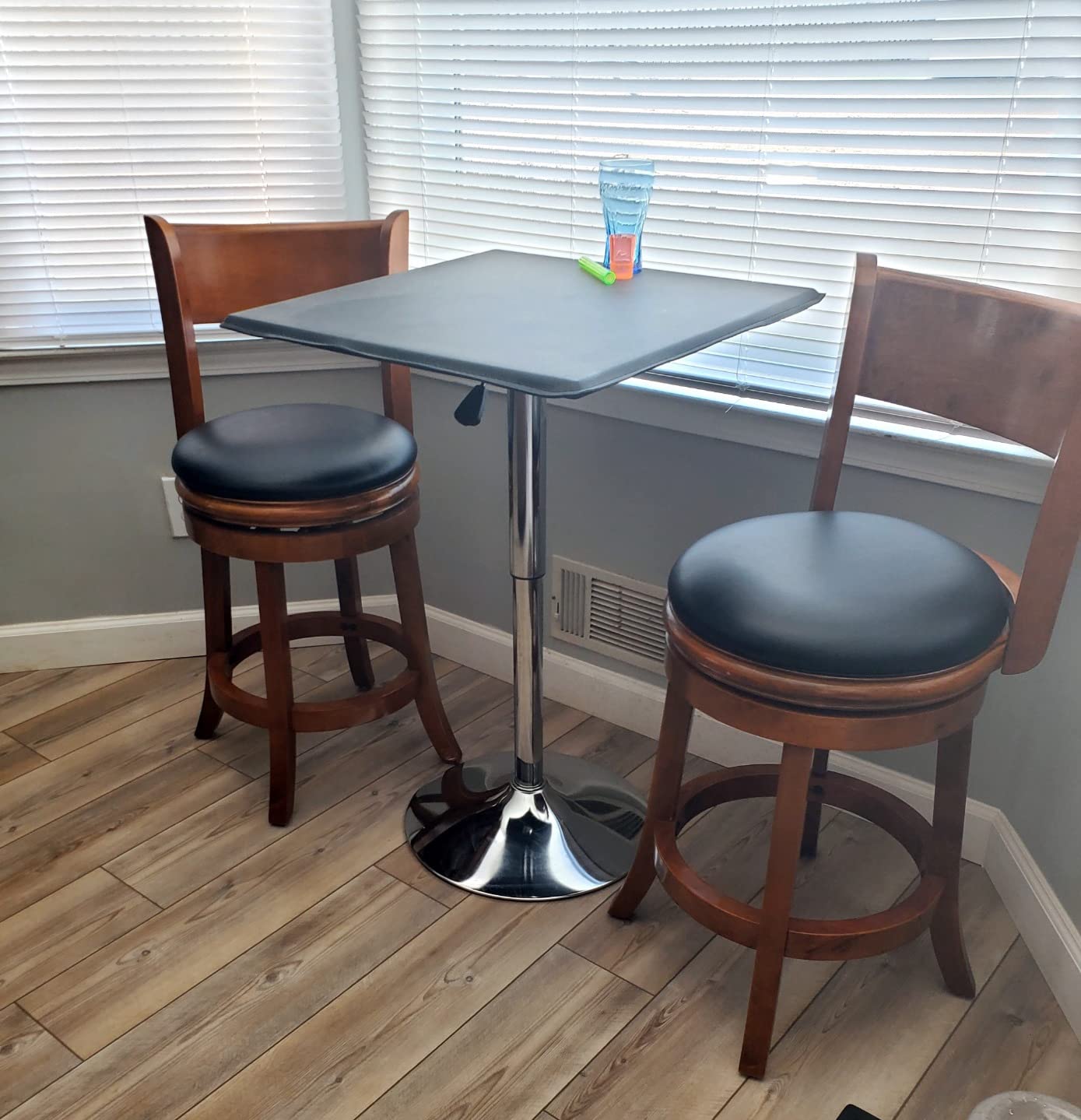 Amazon.com: AmeriHome Square Adjustable Height Table : Home & Kitchen