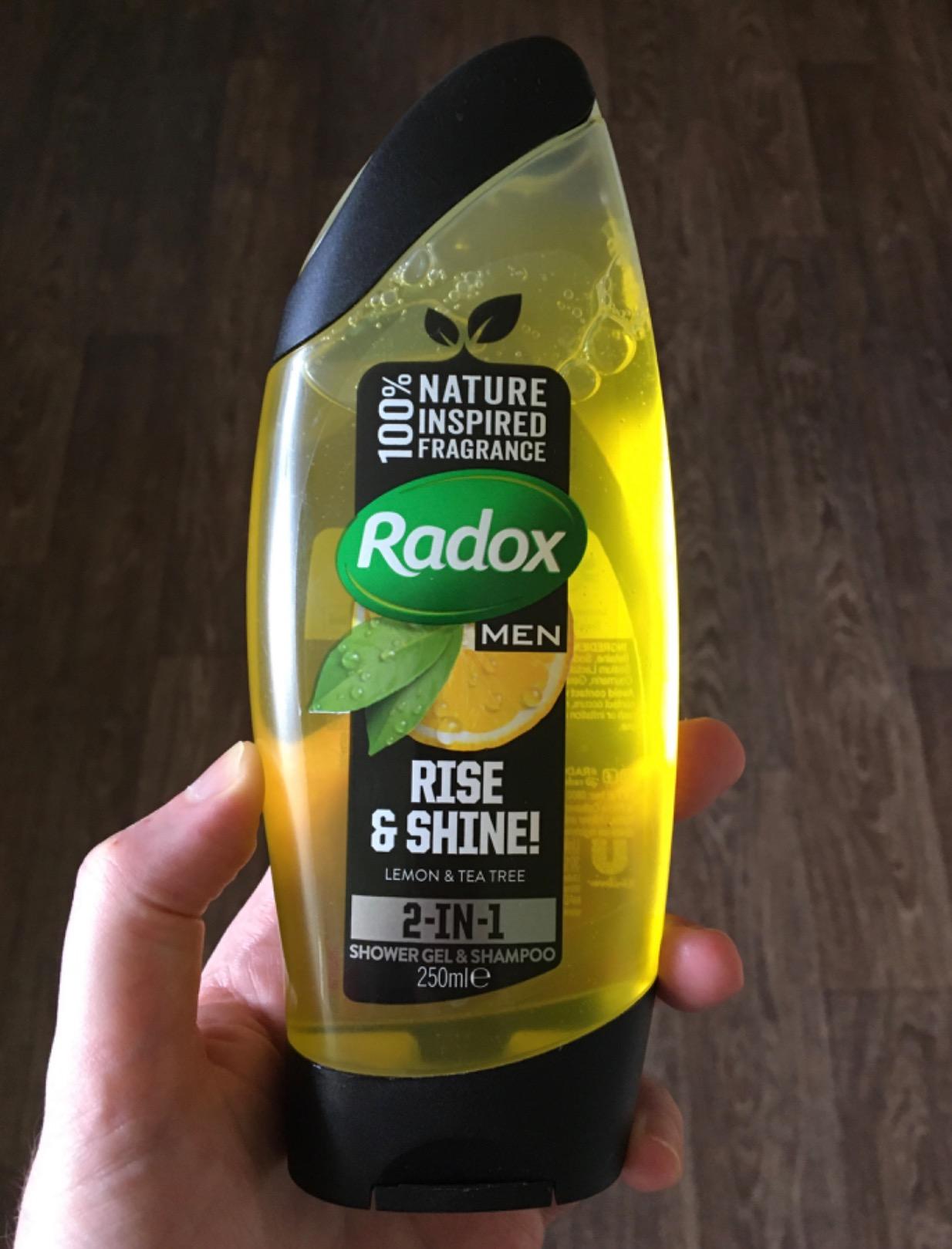 Radox Men Feel Heroic Lemon & Tea Tree 2in1 Shower Gel 250 ml (Pack of ...