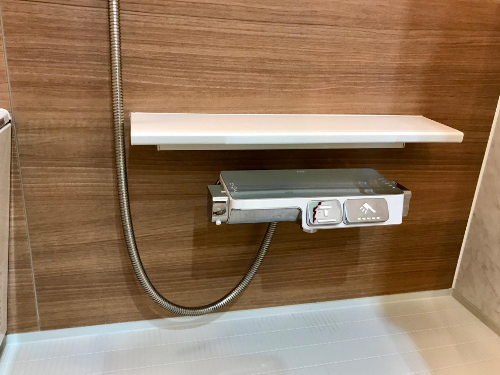 Amazon | KVK 浴室用ラクダスサーモスタット式混合水栓 KF3070 | 浴室水栓