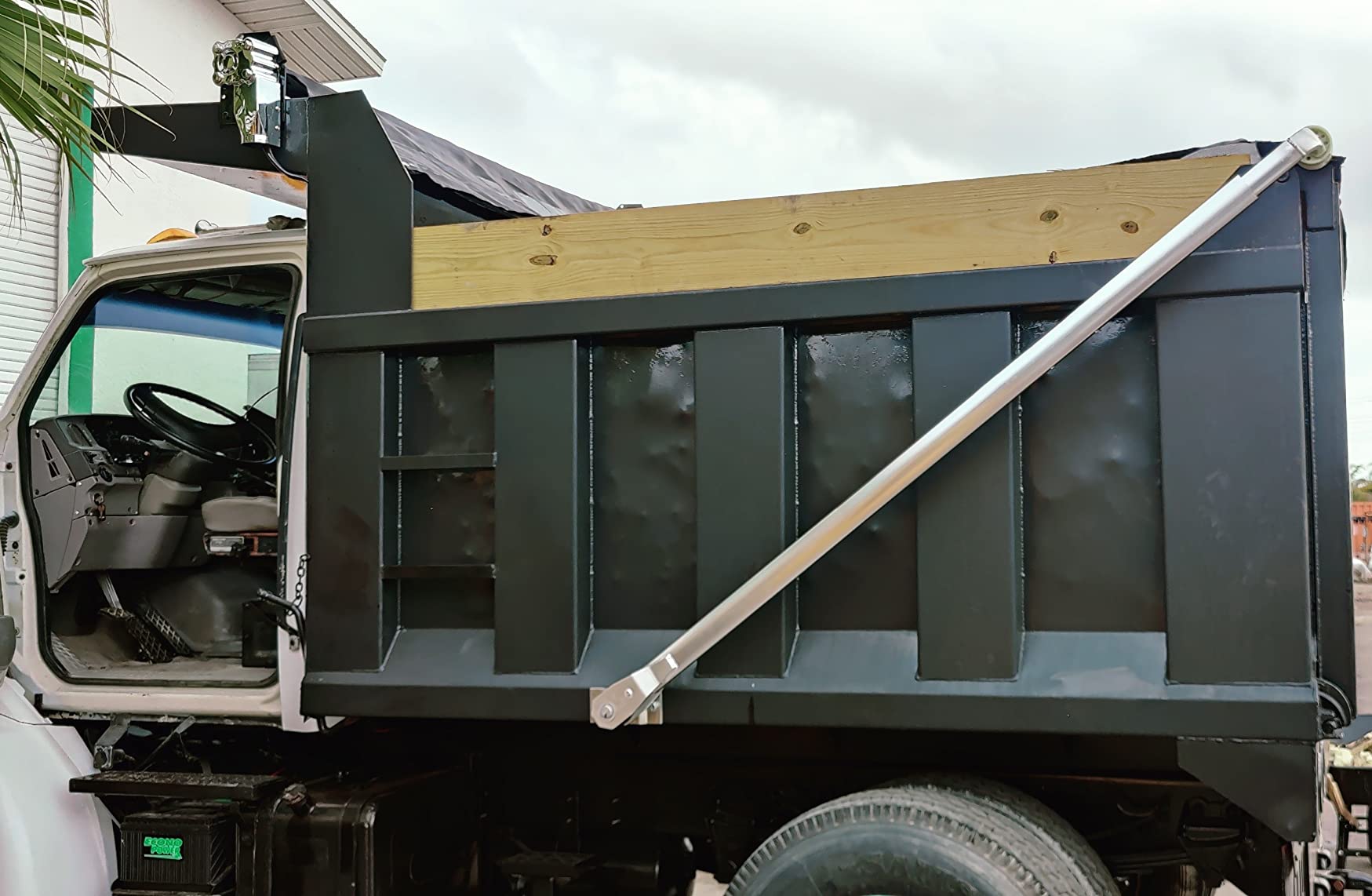 $27/mo - Finance Kym Industries Electric Aluminum 4-Spring Dump Truck ...