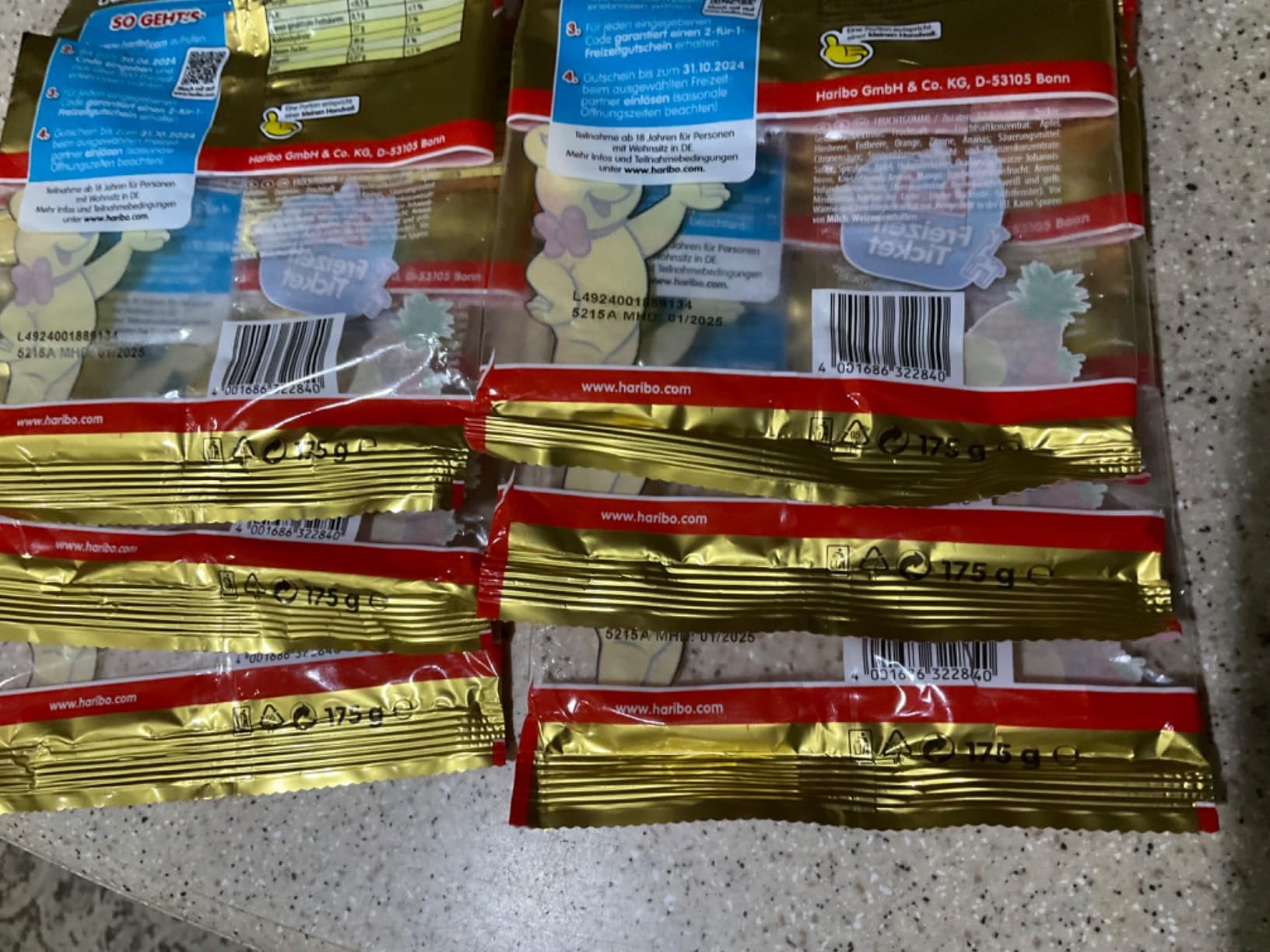 Amazon.com : Haribo Goldbaren ( Gold Bears ) - Pack of 6 X 200 G ...