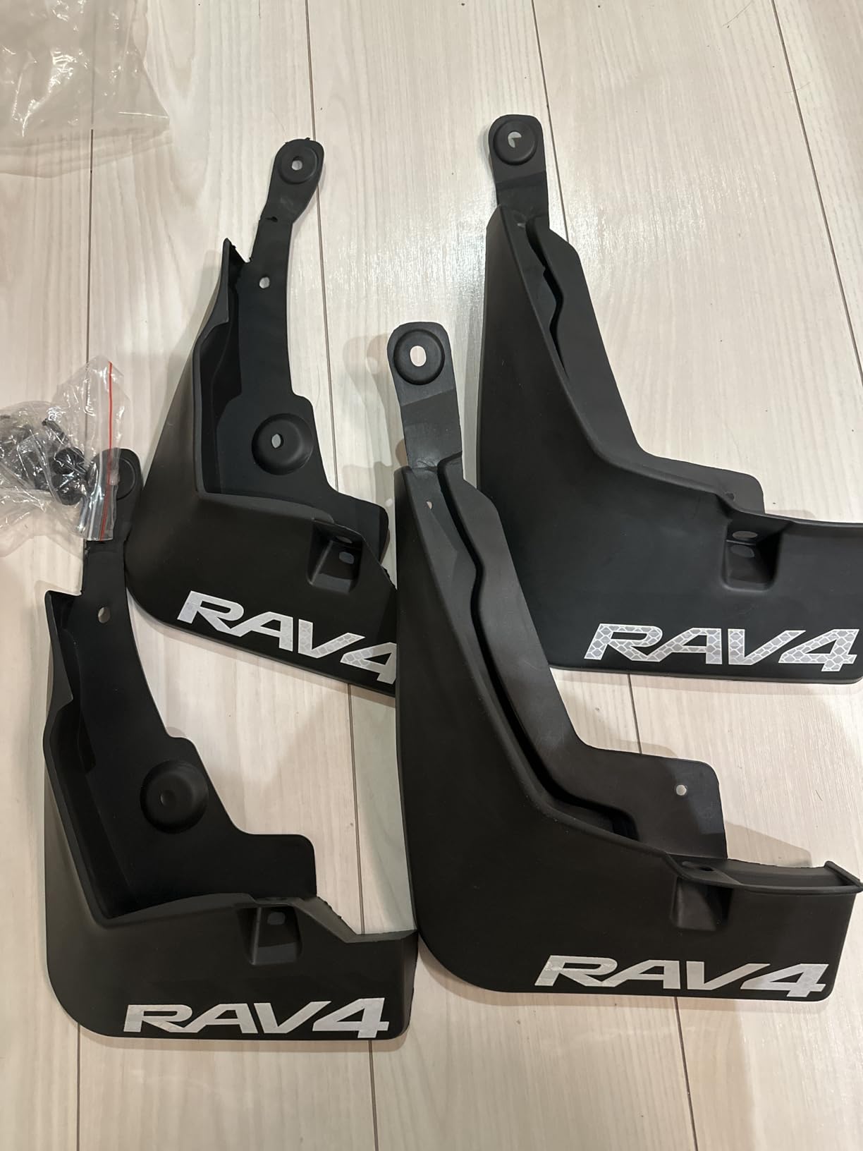 Amazon | TANGDUTUTU トヨタ RAV4 50系 マッドガード フェンダー 泥除け スプラッシュガード 外装 耐摩擦 カスタムパーツ フロントリアセット オプション ...