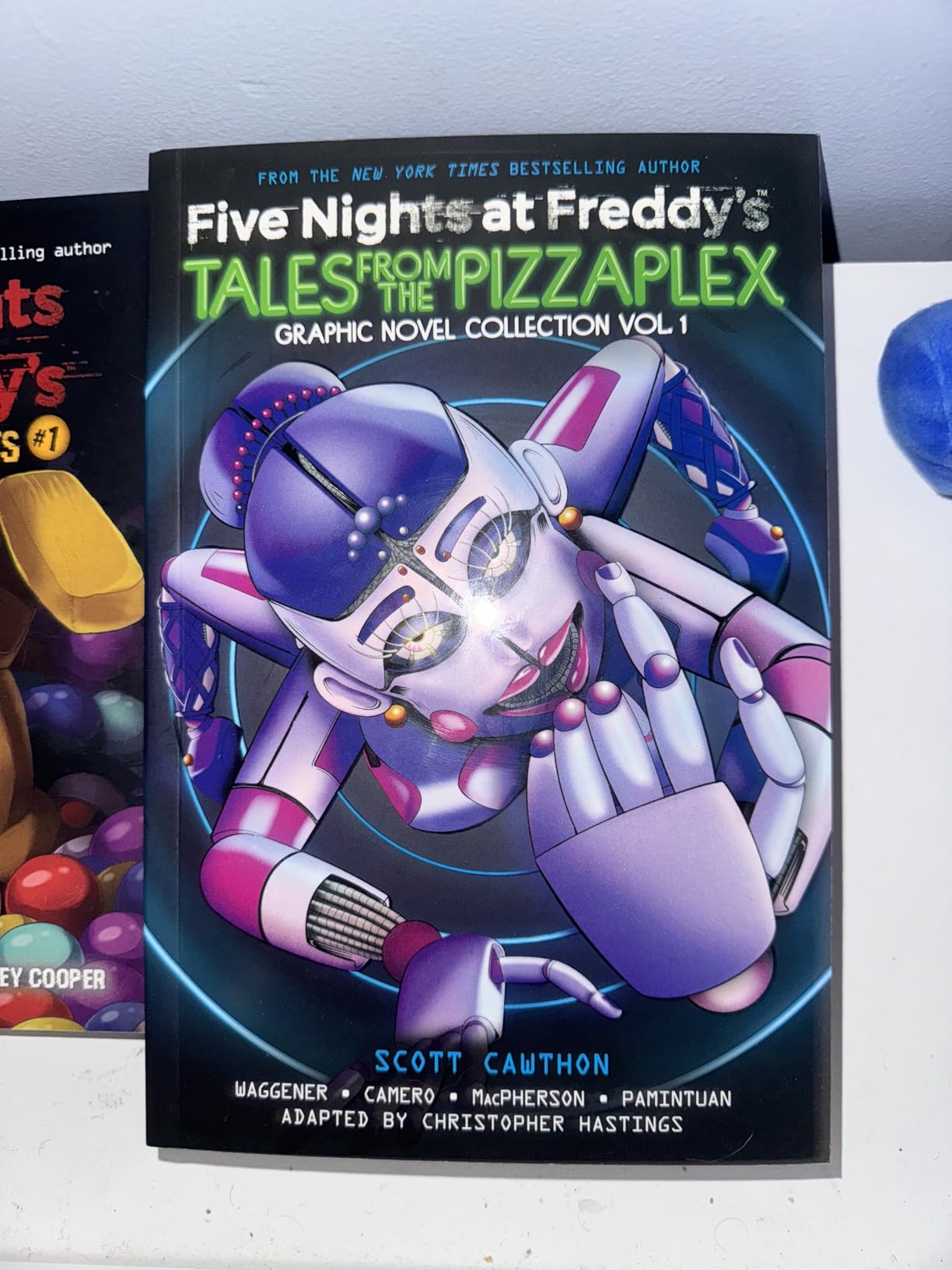 Tales from the Pizzaplex Graphic Novel Collection Vol. 1 (Five Nights at Freddy's) : Cawthon ...