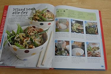 Complete Children's Cookbook: Delicious Step-by-Step Recipes for Young ...