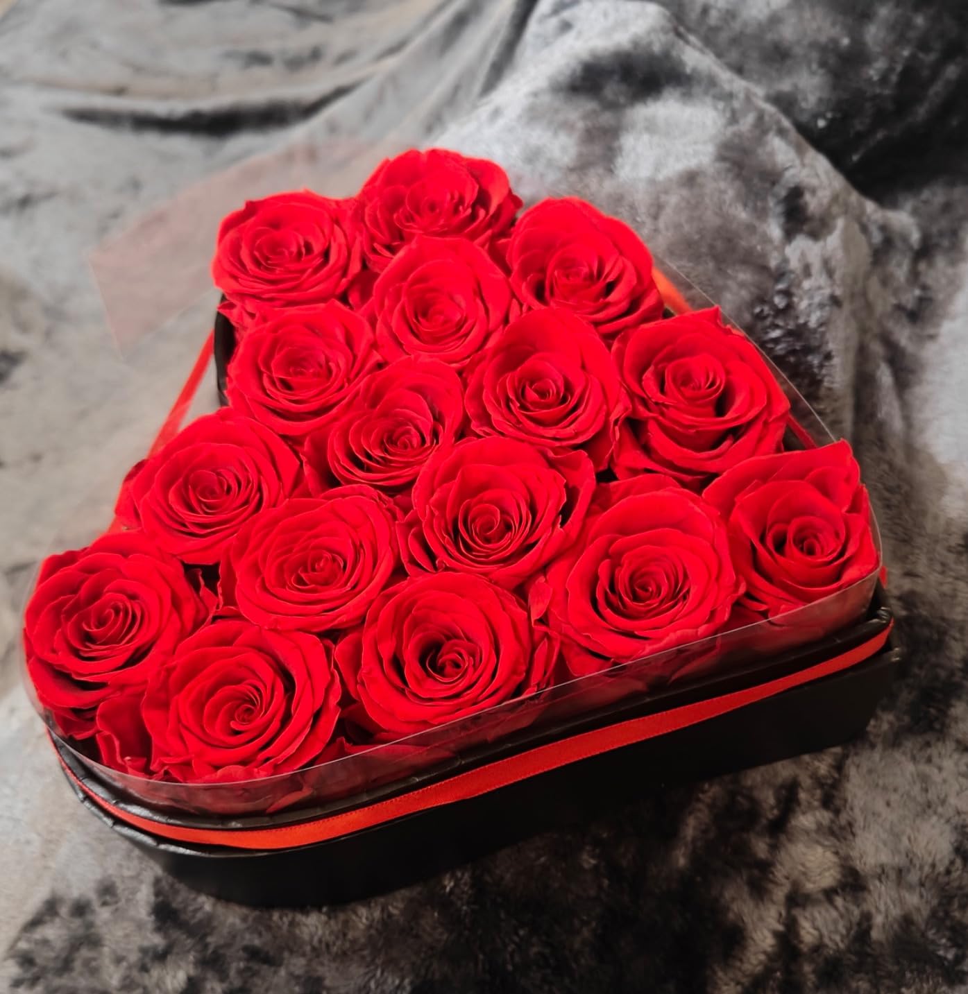 Amazon.com: HERBMOTG 16-Piece Forever Roses, Heart-Shaped Box with a ...