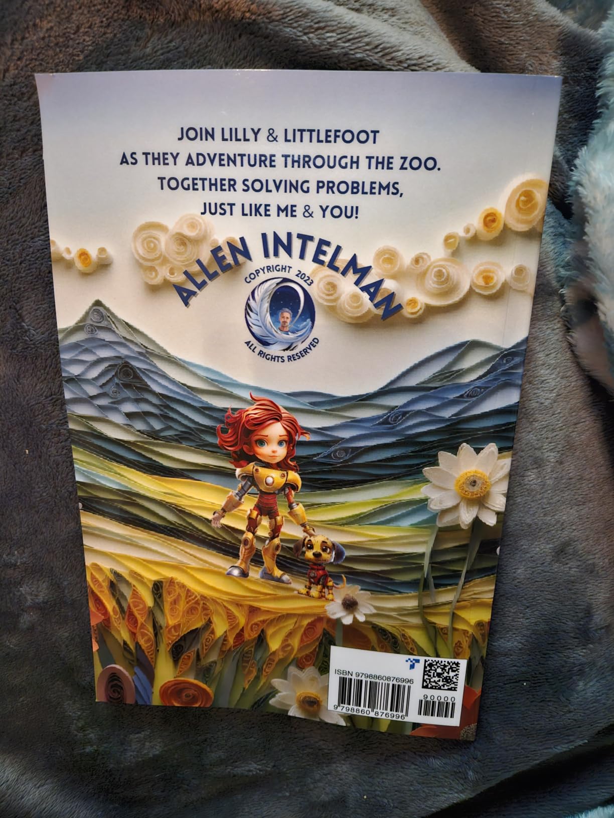 Amazon.com: Lilly & Littlefoot: The Zoo Adventure (The Adventures of ...