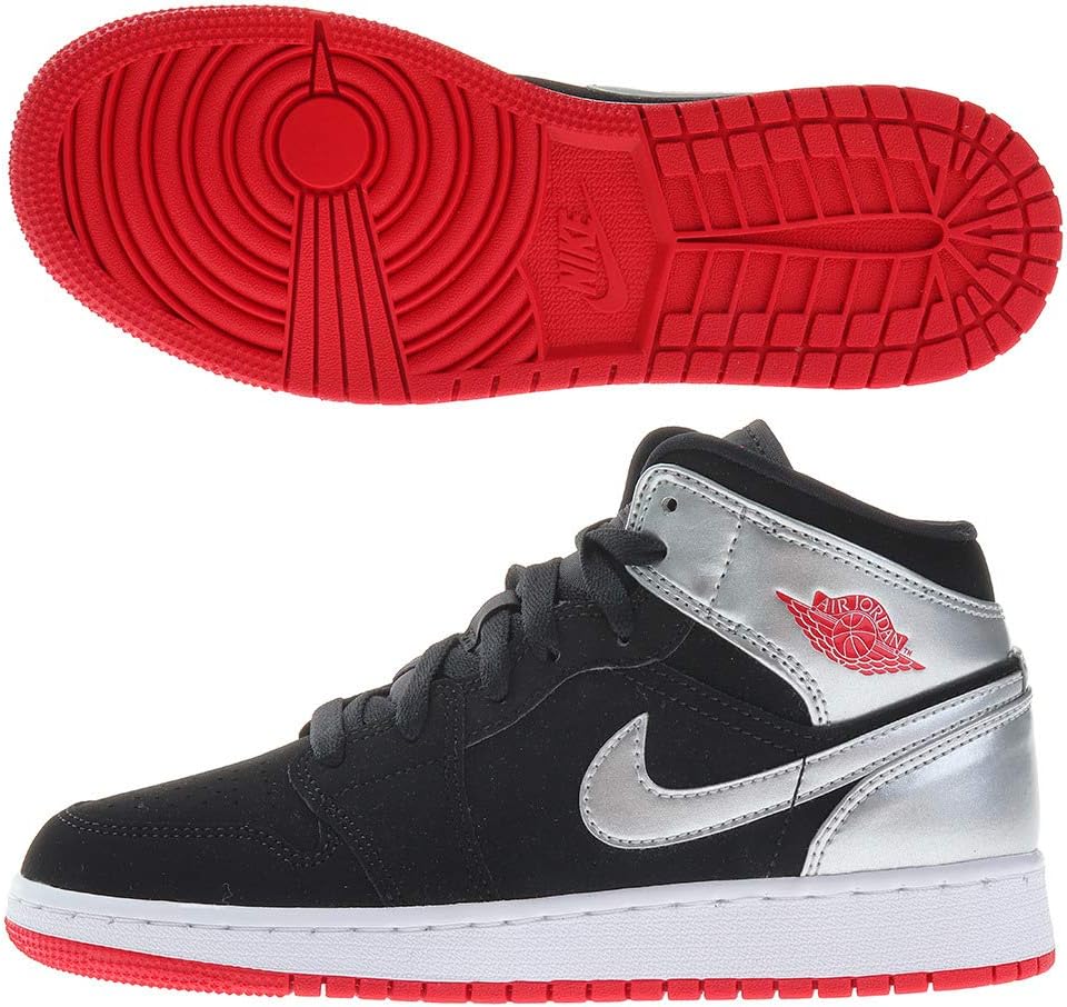 Amazon Nike Big Kid s Air Jordan 1 Mid 554725 057 5Y Basketball amazon-nike-big-kid-s-air-jordan-1-mid-554725-057-5y-basketball