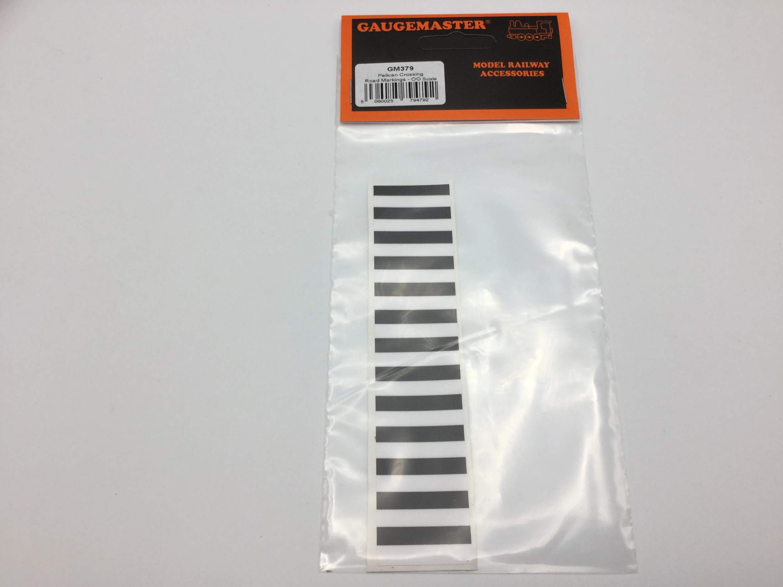 Gaugemaster Gm379 Oo Scale Zebra Crossing Road Markings | Desertcart INDIA