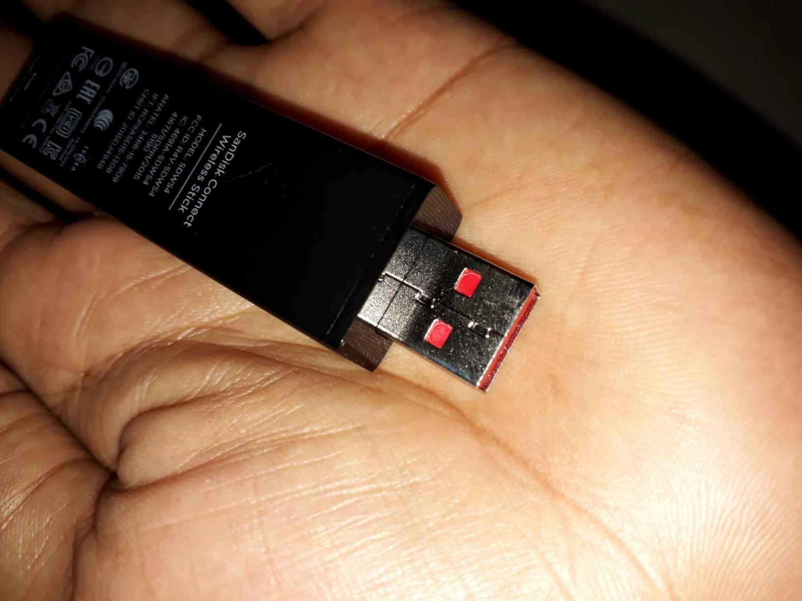 Amazon.in: Buy SanDisk Connect Wireless Stick 128GB Flash Drive (Black ...