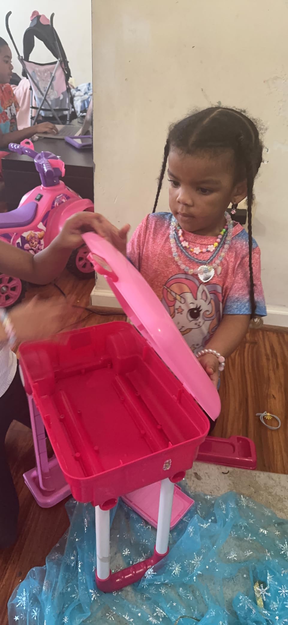 Amazon.com: 2-in-1Travel Luggage Turn into Play Kitchen, Kids Kitchen ...