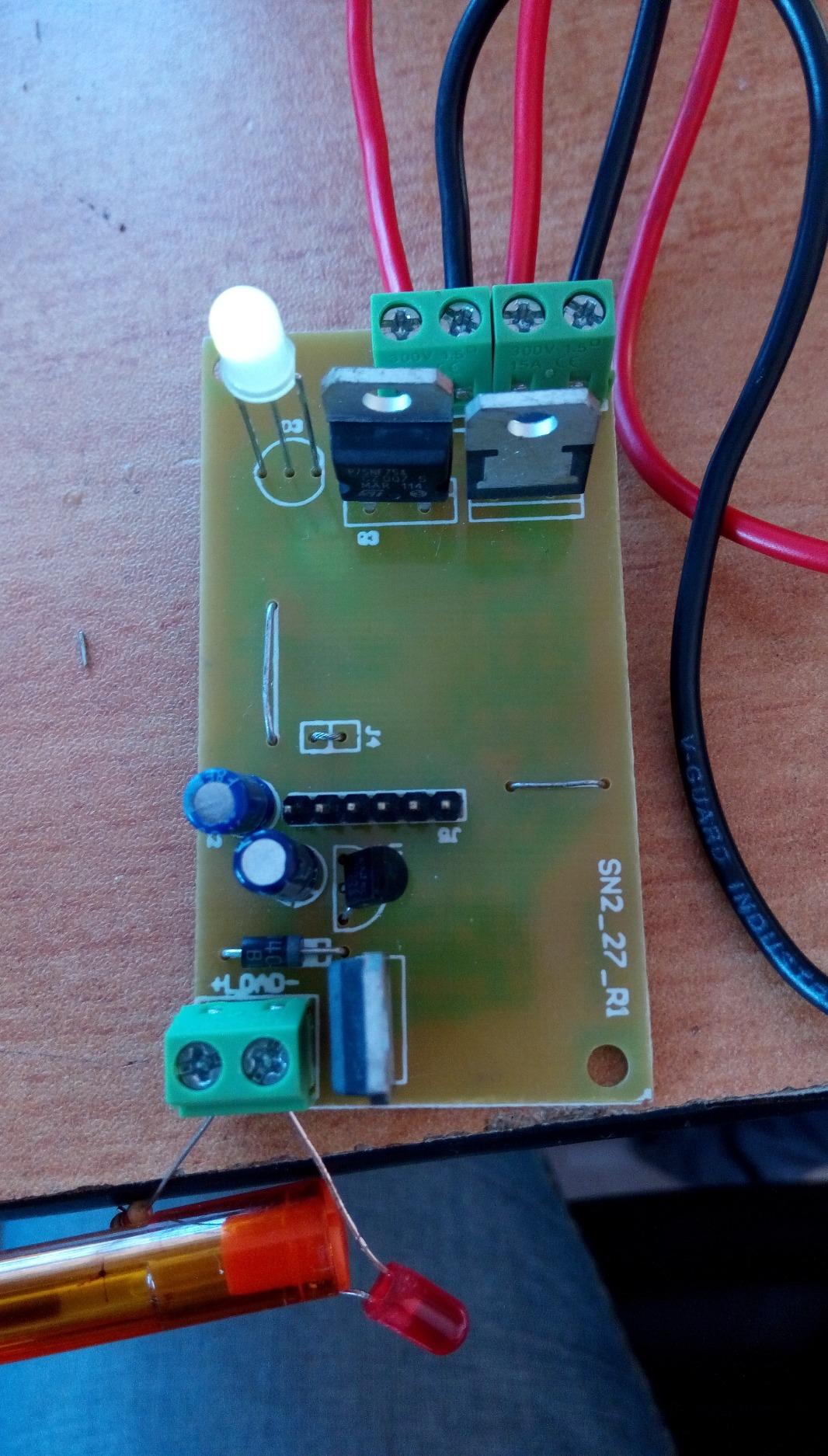 Solar Charge Controller 6 Amp 12V PWM (with D2D, Auto Switch ON/Off ...