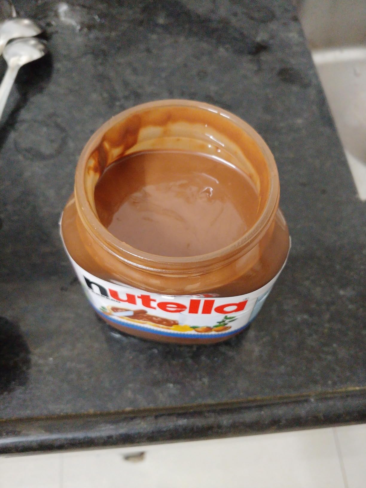 Nutella Chocolate Hazelnut Spread, 350 g : Amazon.in: Home & Kitchen