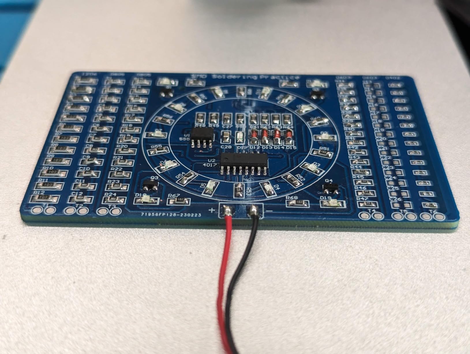 Youmile SMD Soldering Practice Kit DIY SMD SMT Components CD4017 ...