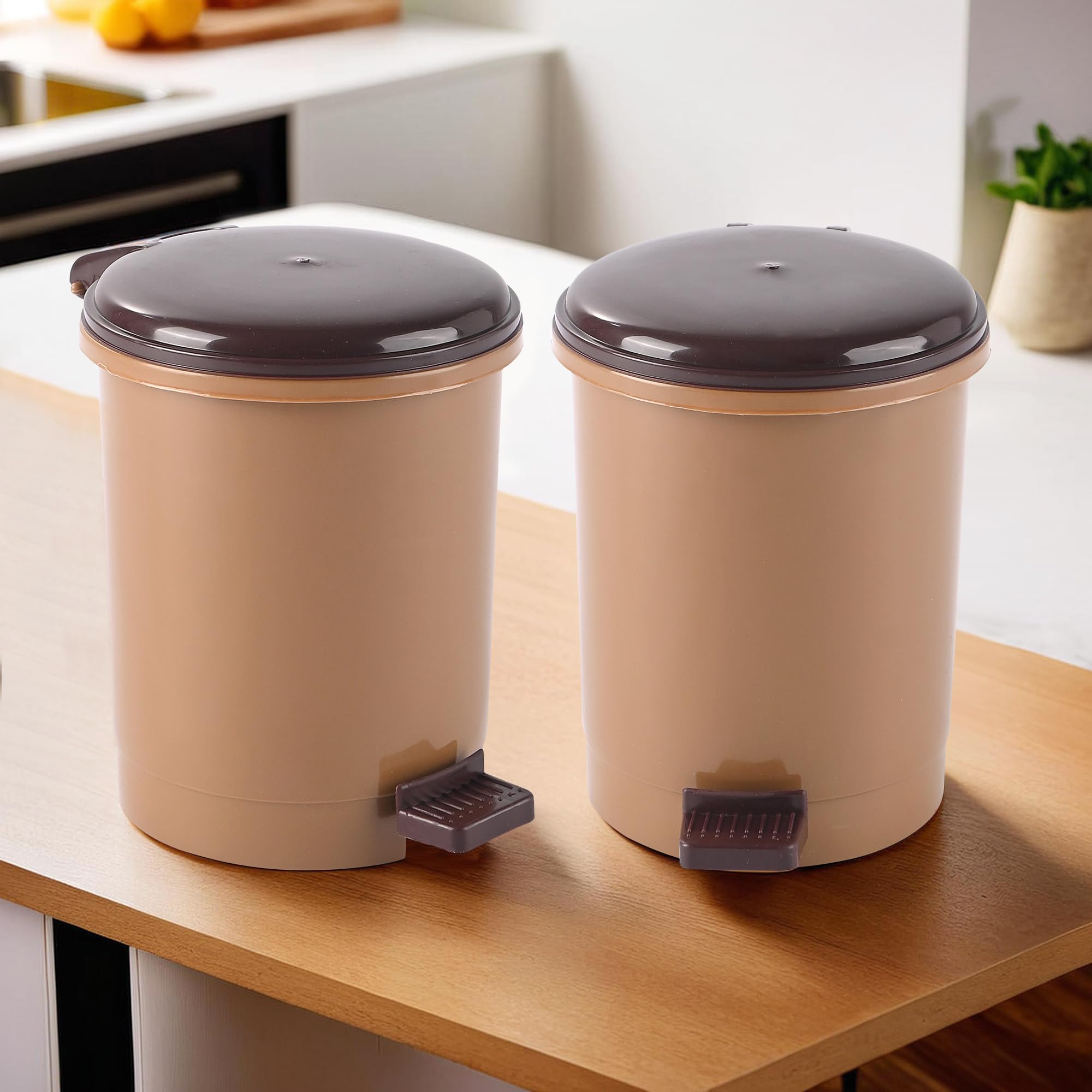 Kuber Industries Pack of 2 Portable Small 2.5 Ltr Table Dustbin for ...