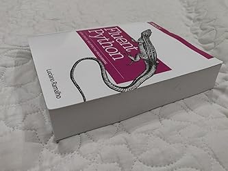 Fluent Python: Clear, Concise, and Effective Programming: Ramalho, Luciano: 9781491946008 ...
