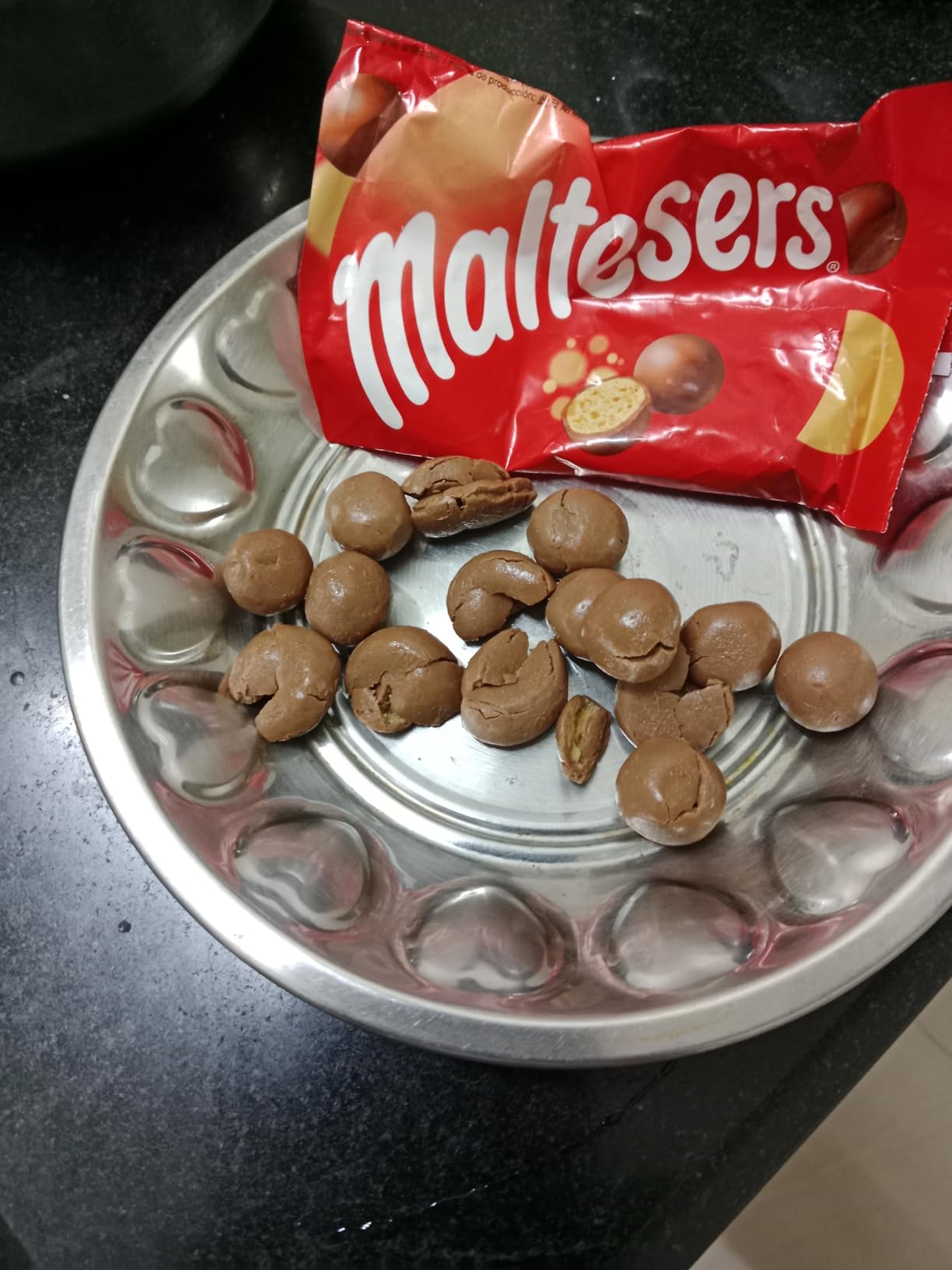 Maltesers Milk Chocolate with Honeycombed Centre, 1.31 oz / 37 g, 6 ...