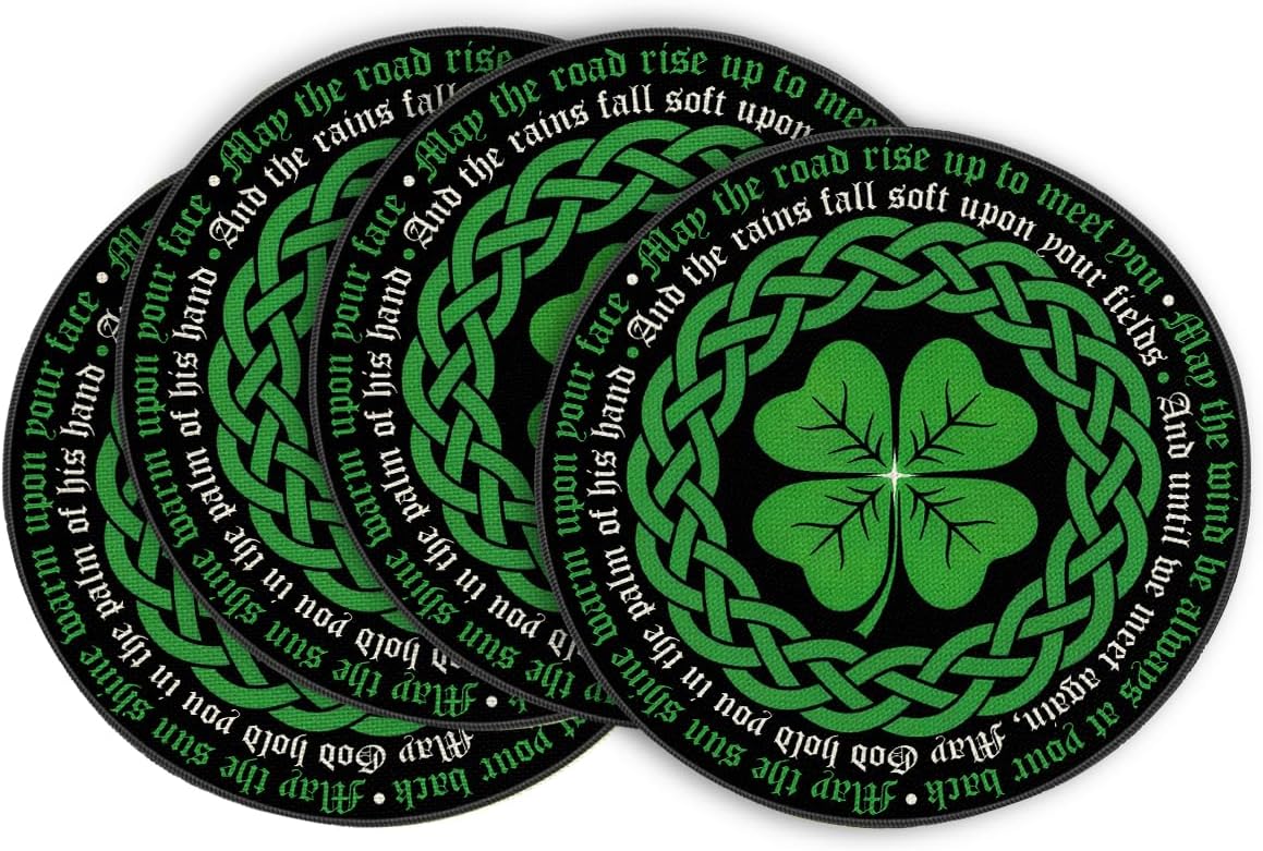 Amazon.com: Artoid Mode Irish Blessing Shamrock Round St. Patrick's Day ...