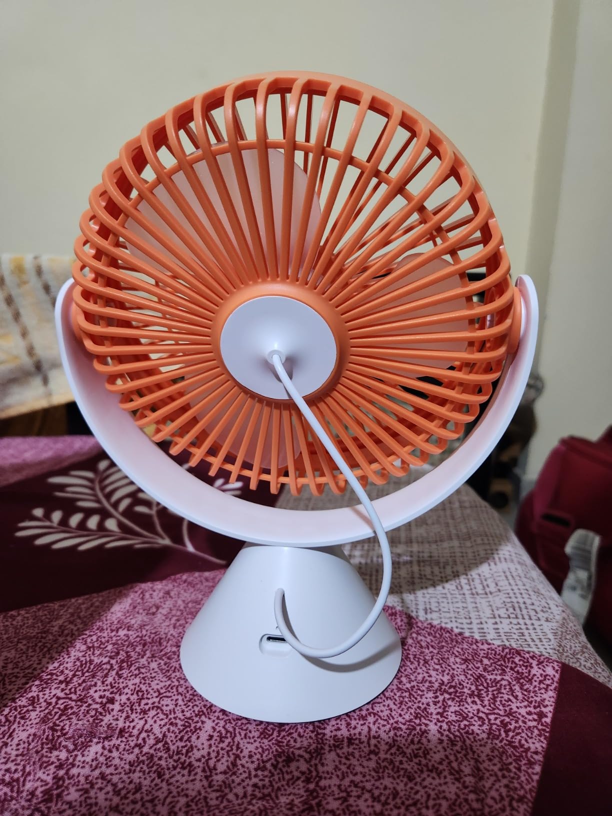Portronics Aero Breeze Portable table Fan 178mm, USB Rechargeable Fan ...