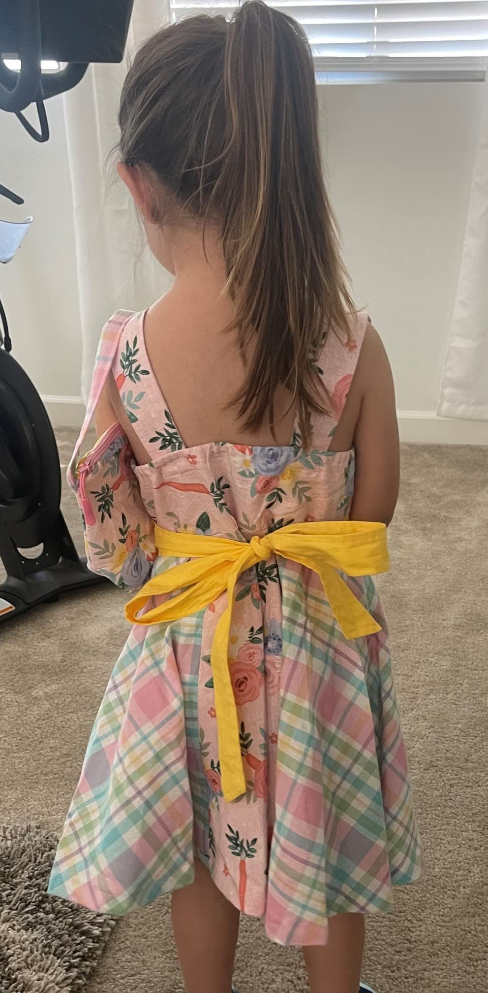 Amazon.com: Simplicity Creative Patterns New Look 6202 Child's Dress ...