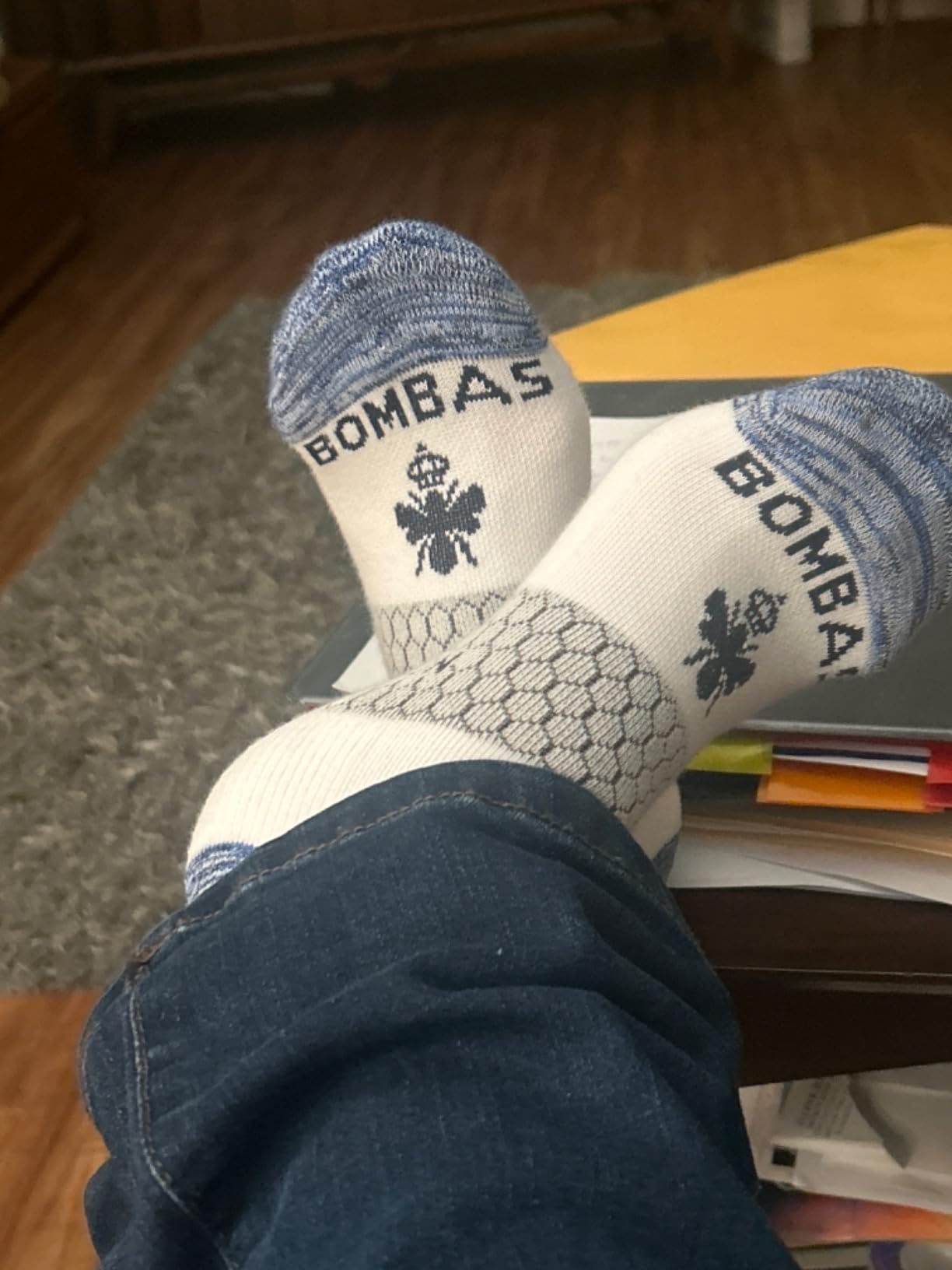 Amazon.com: Bombas Women's Knee-High Compression Socks : Clothing ...