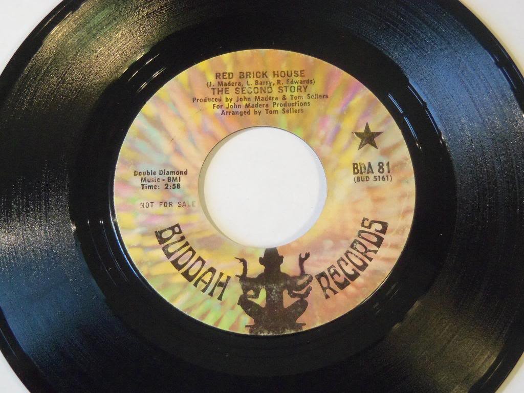 Amazon.com: Red Brick House / Sing Along To The Red Brick House VINYL 7 ...