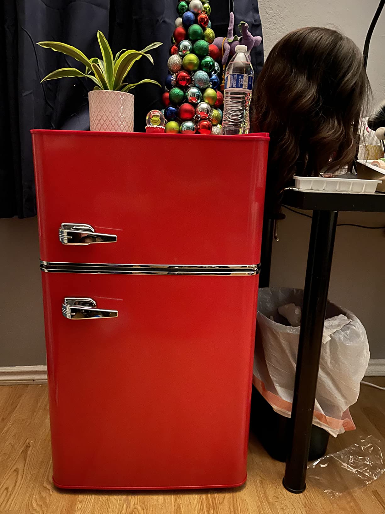 Amazon.com: Insignia 3.1 cu. ft. Retro Mini Fridge with Top Freezer ...