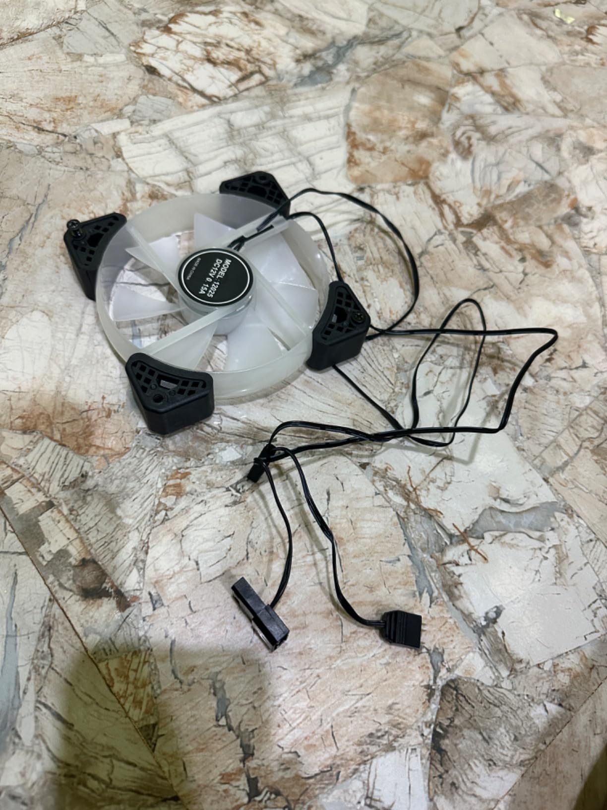 ENTWINO RGB Gaming PC Fan, RGB Ring LED Fans, Quite Cooling Computer ...