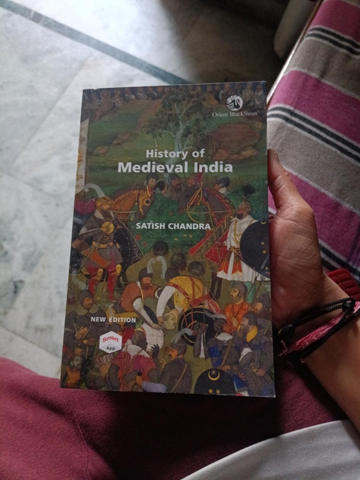 A History of Medieval India : Chandra Satish: Amazon.in: Books