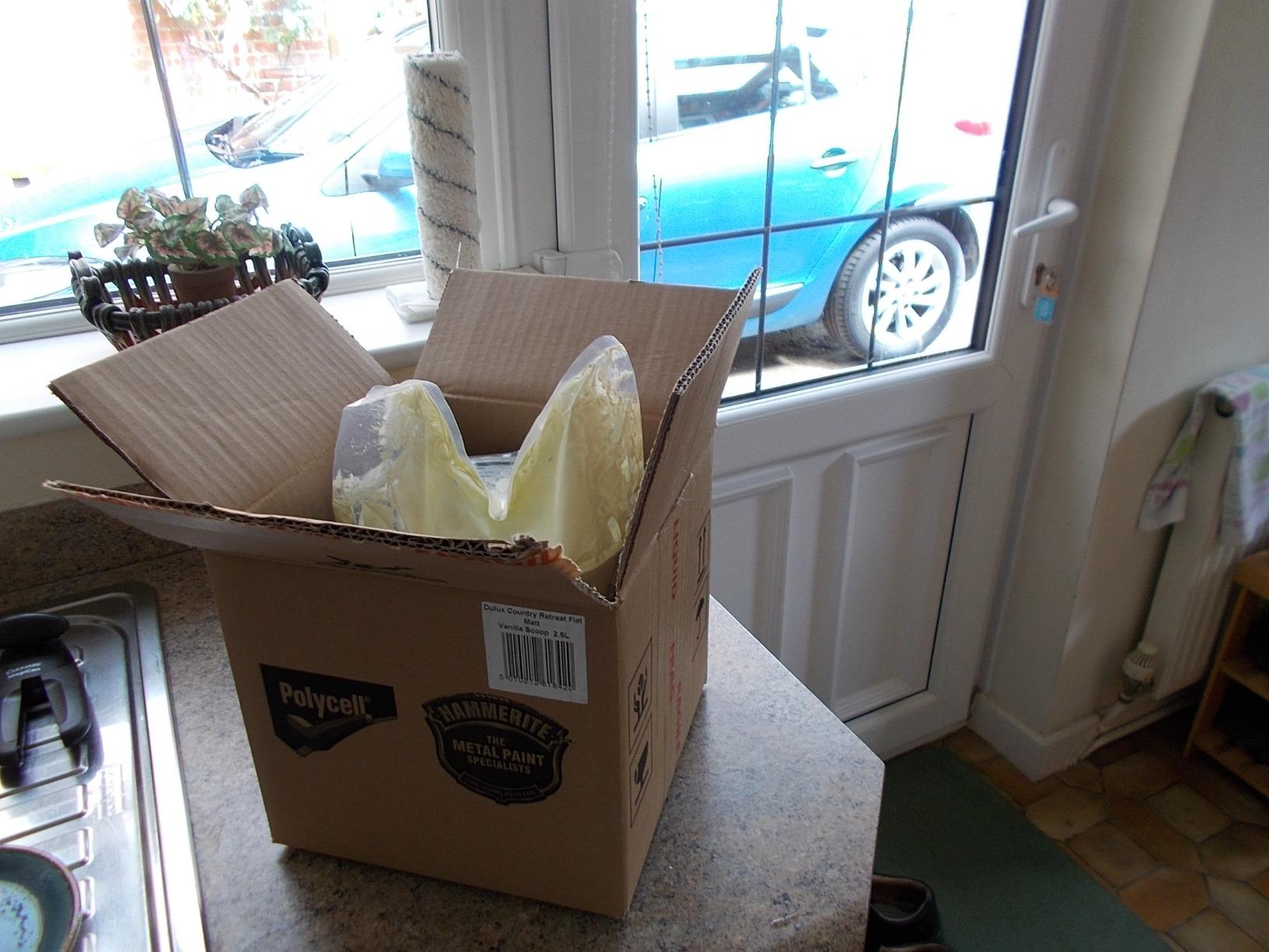 Dulux Travels in Colour Flat Matt Paint, 2.5 L - Steel Parade : Amazon ...