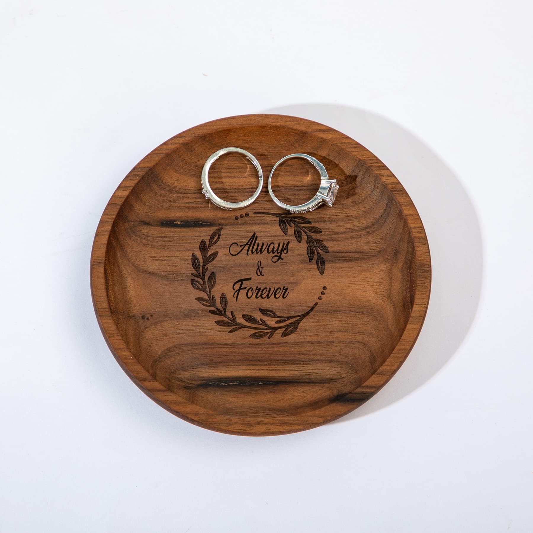 Amazon.com: Kimberly Ann Creations Solid Oak Ring Dish - 2" Round .75 ...