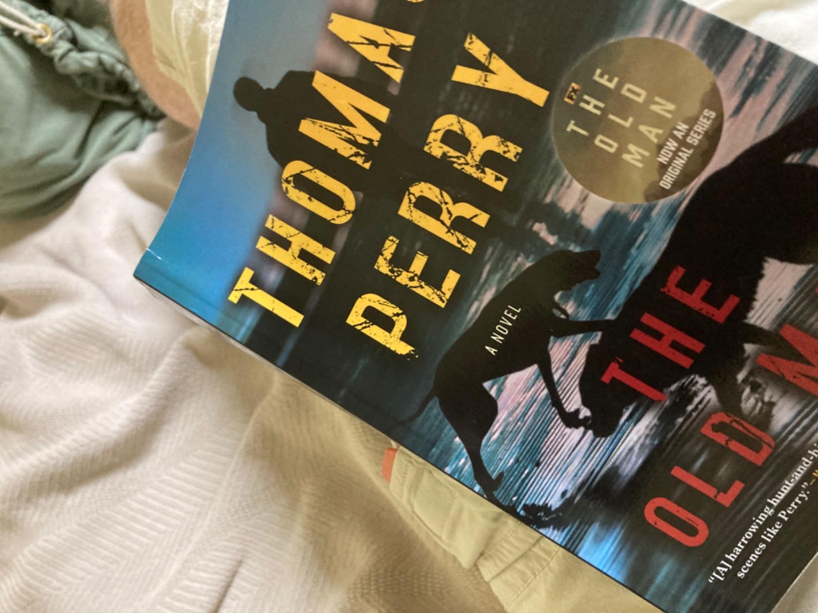 The Old Man: Perry, Thomas: 9780802125866: Amazon.com: Books