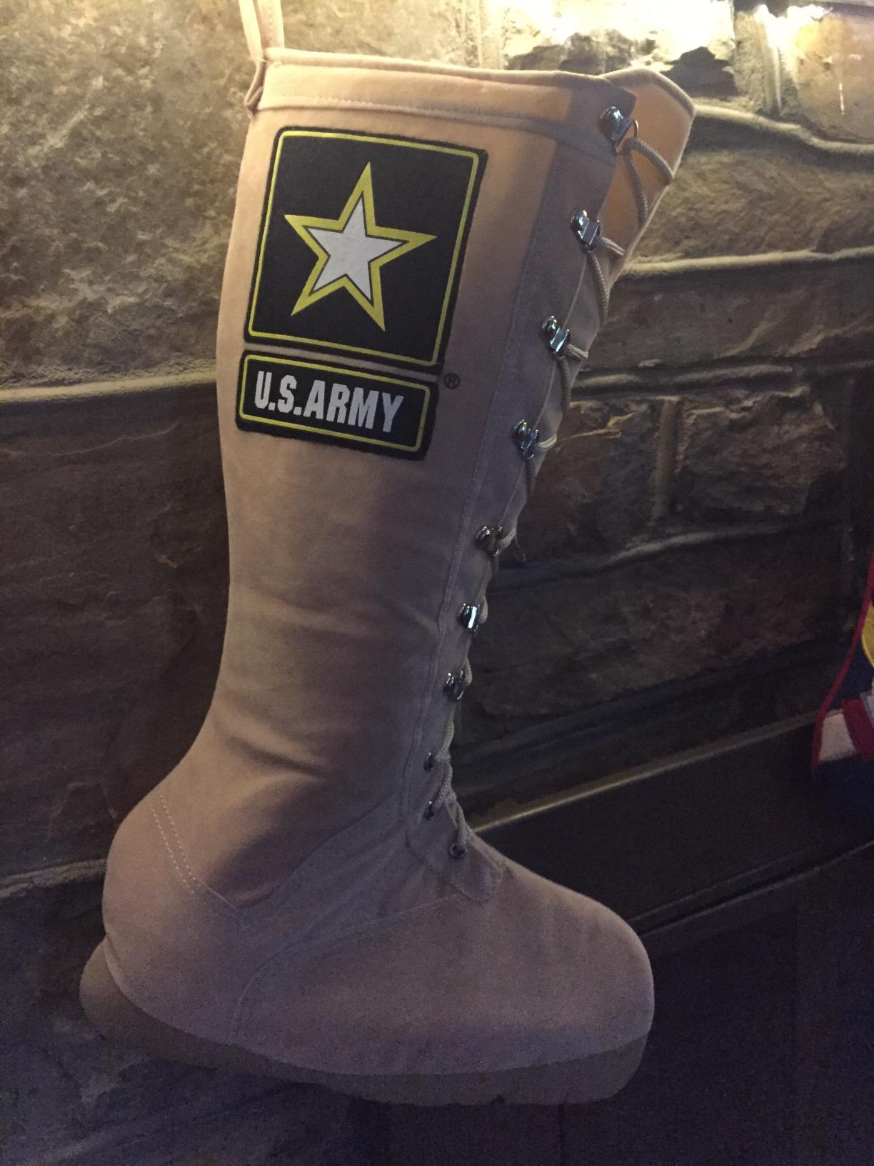Amazon.com: Kurt Adler 19-Inch U.S. Army Combat Boot Applique Stocking ...