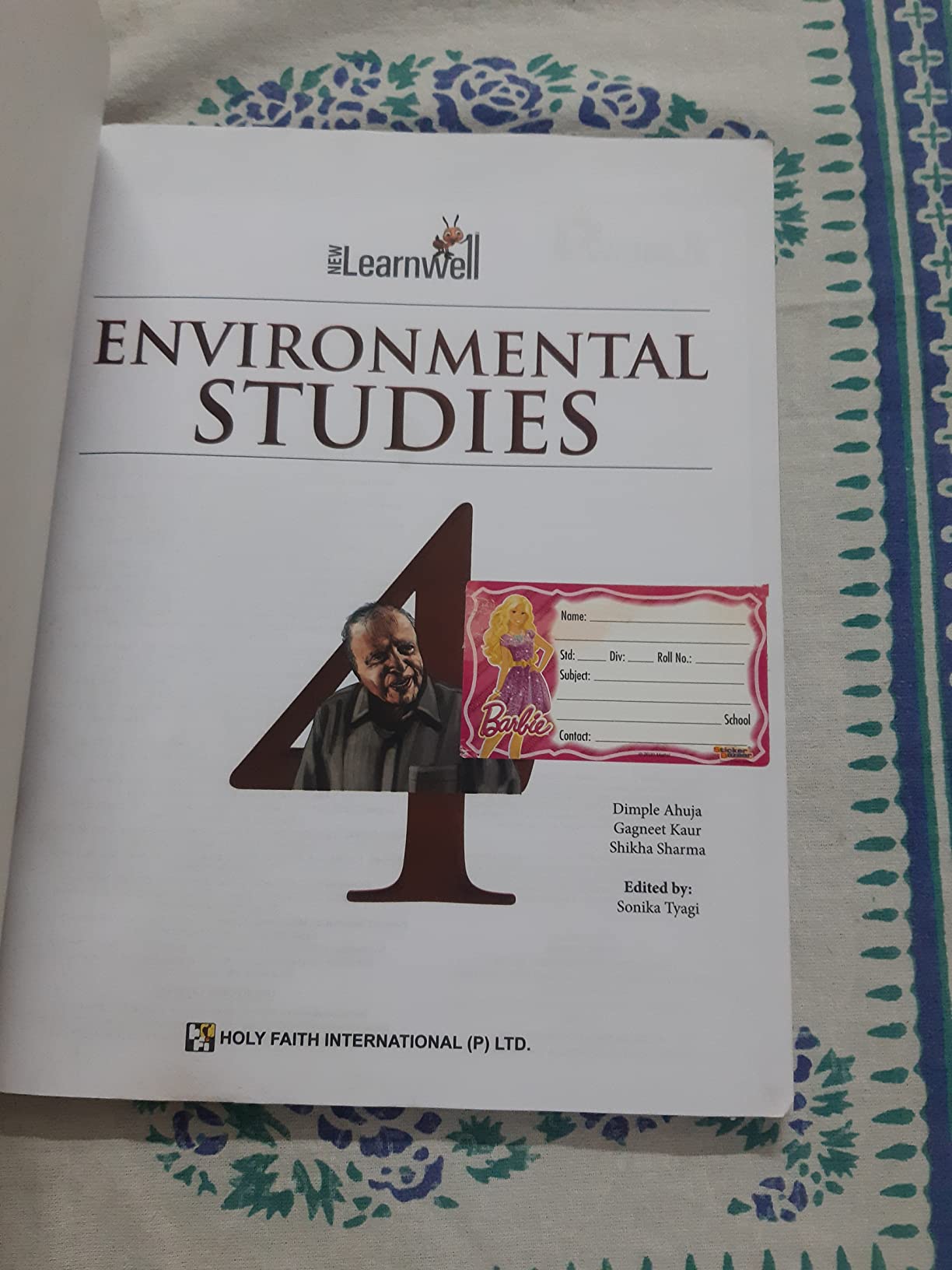 New Learnwell Environmental Studies Class 4 : Amazon.in: Books