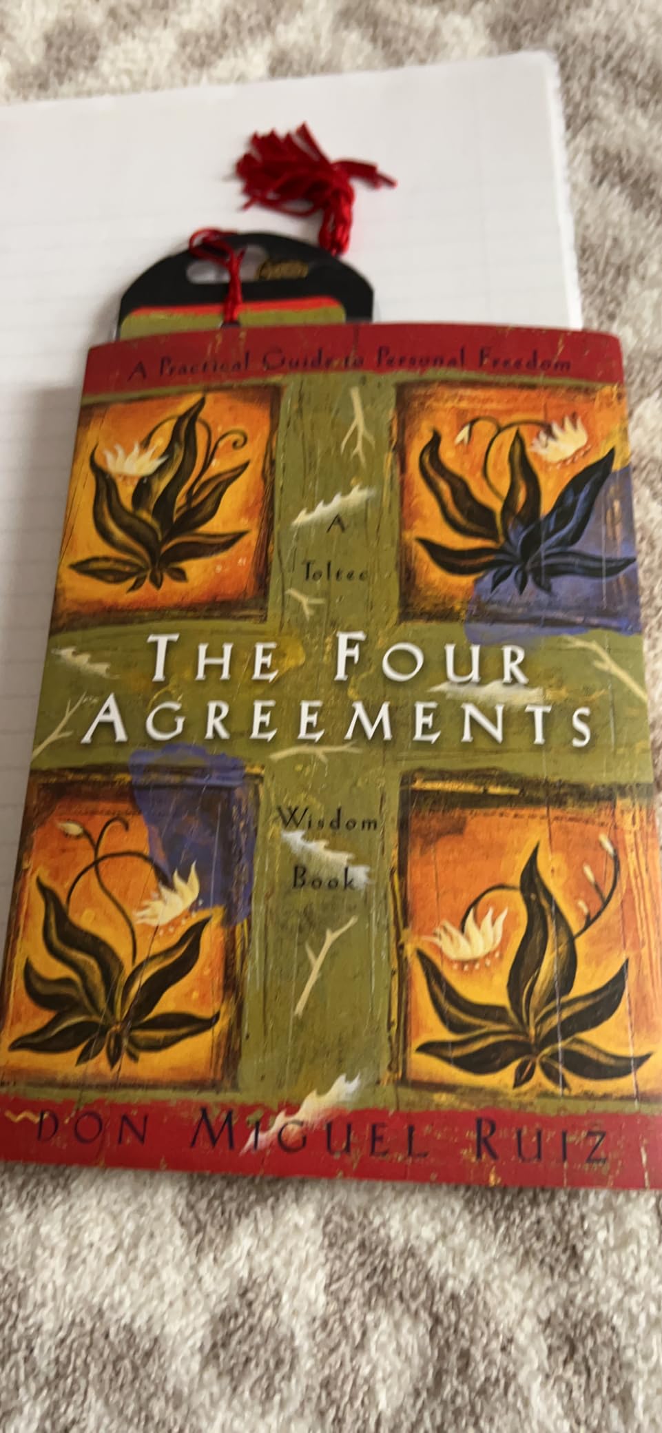 Amazon.com: The Four Agreements: A Practical Guide to Personal Freedom ...