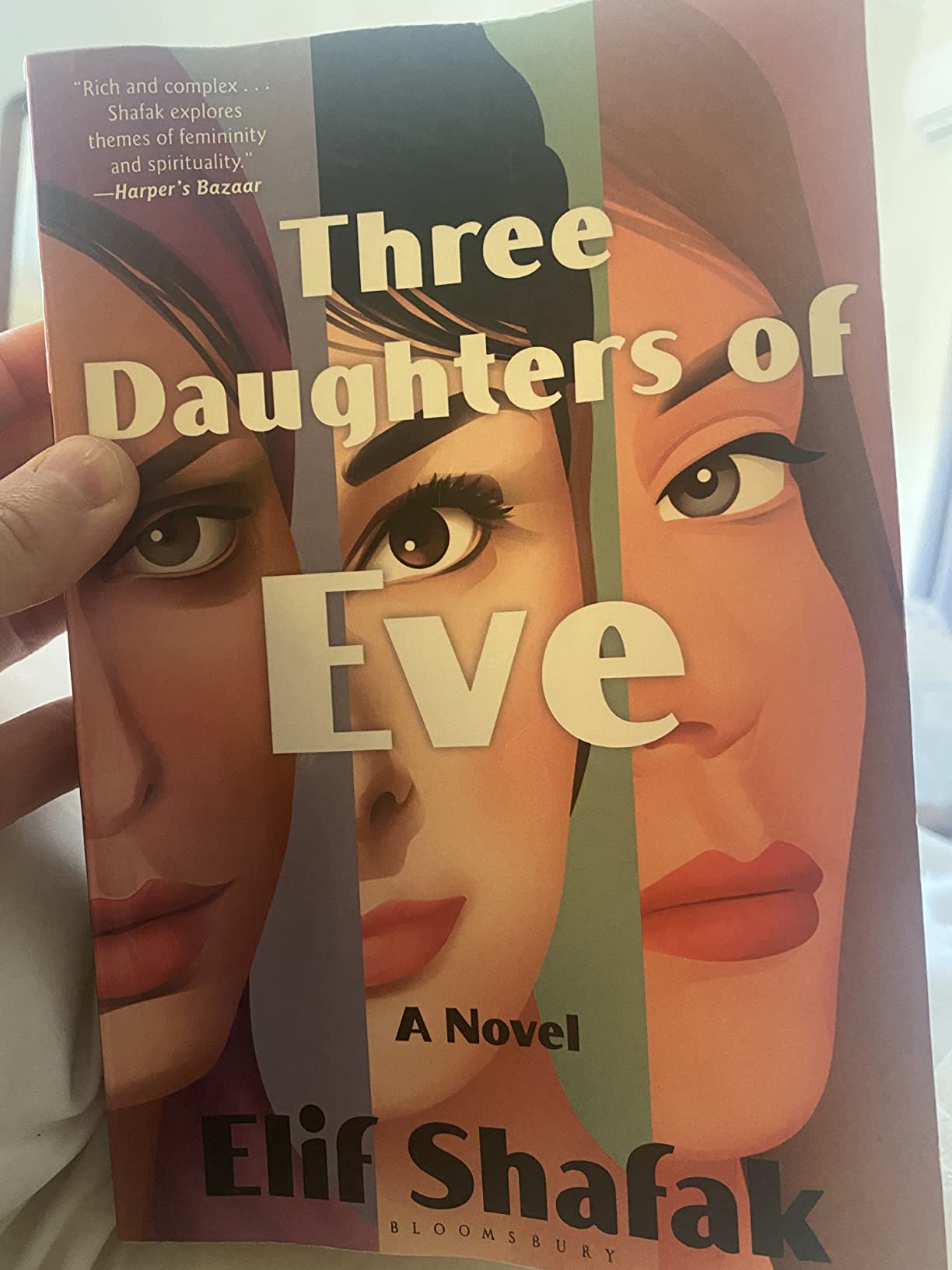 Three Daughters of Eve: Elif Shafak, Alix Dunmore: 9781978614062 ...