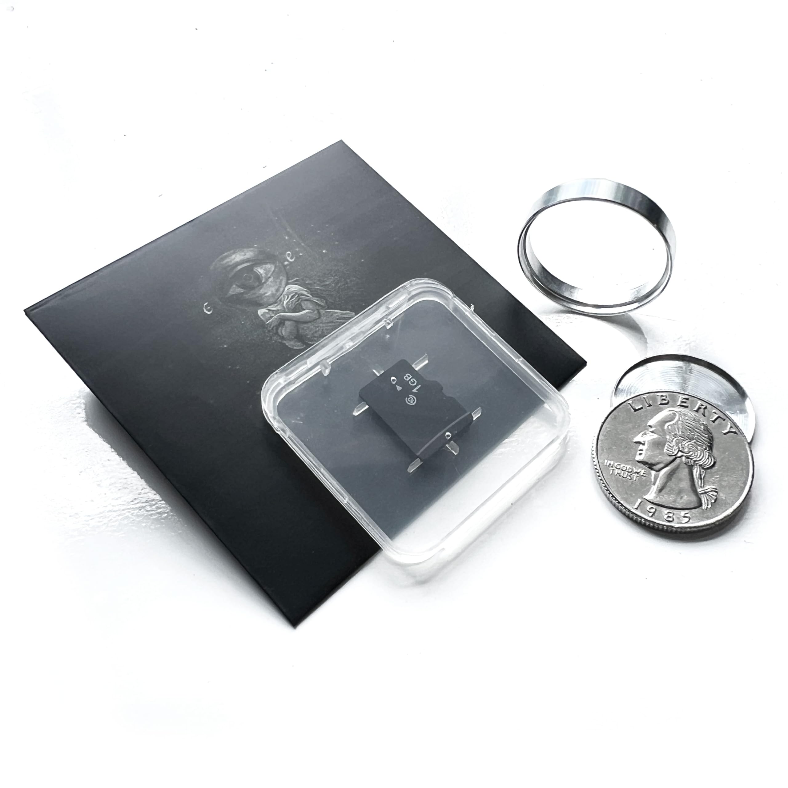 Amazon.com: Secret Quarter - Concealed Compartment Coin with Bonus 1GB ...