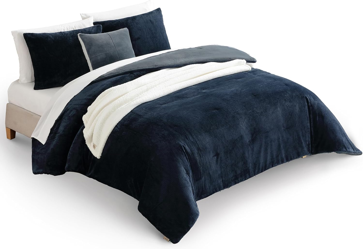 UGG Remina Comforter Set 5 Piece Bed in a Bag with Throw Blanket ...