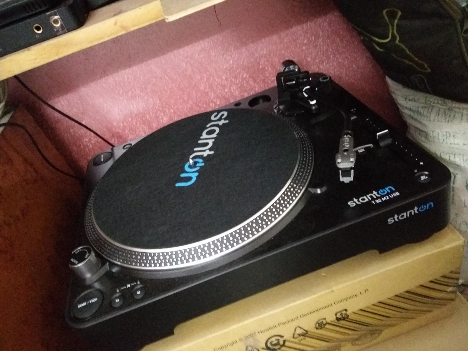 Stanton T.92 USB Direct Drive Turntable : Amazon.in: Electronics