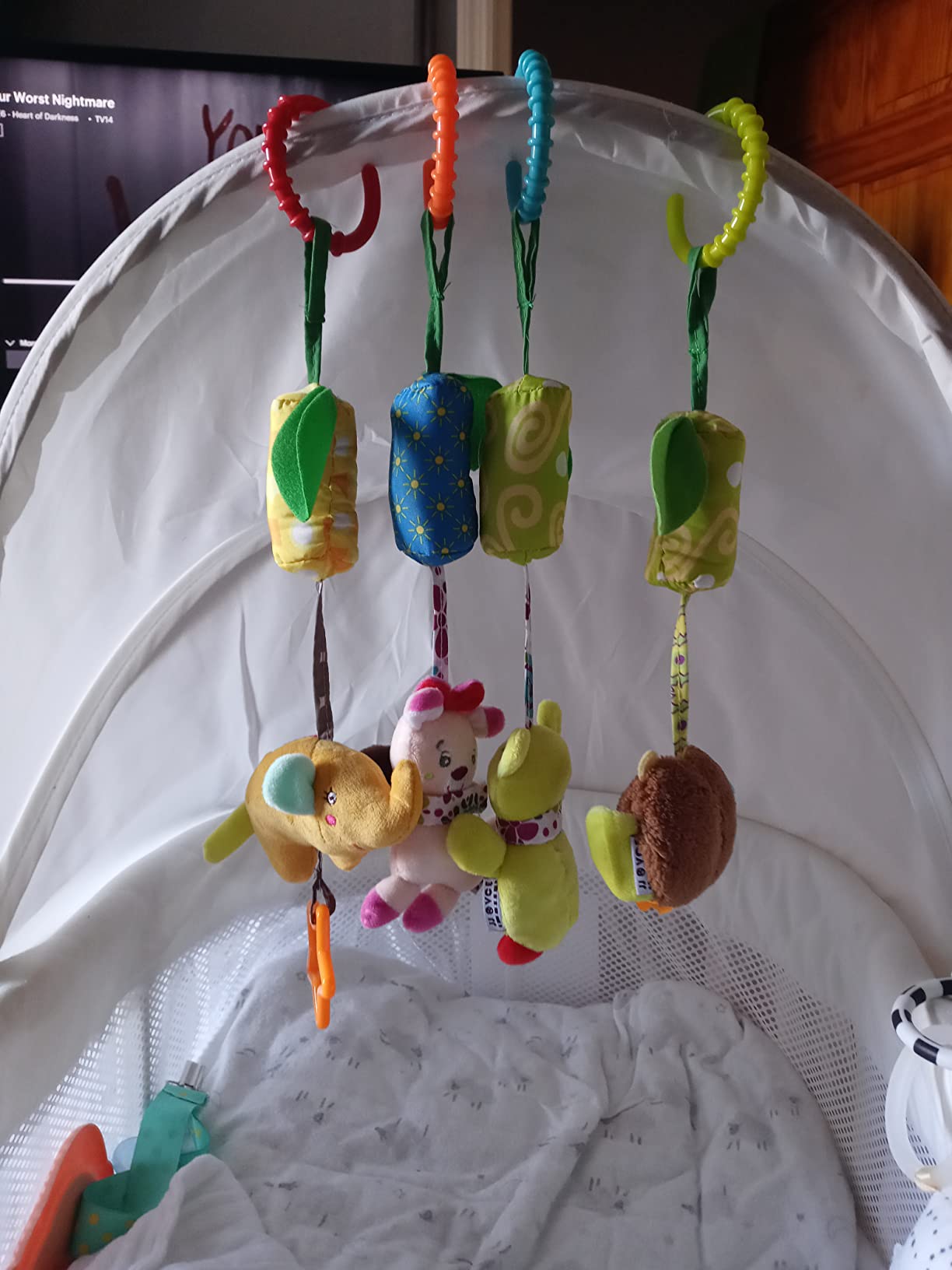 Amazon.com: Sealive 4 Piece Baby Stroller Toy Sensory Musical Toys ...