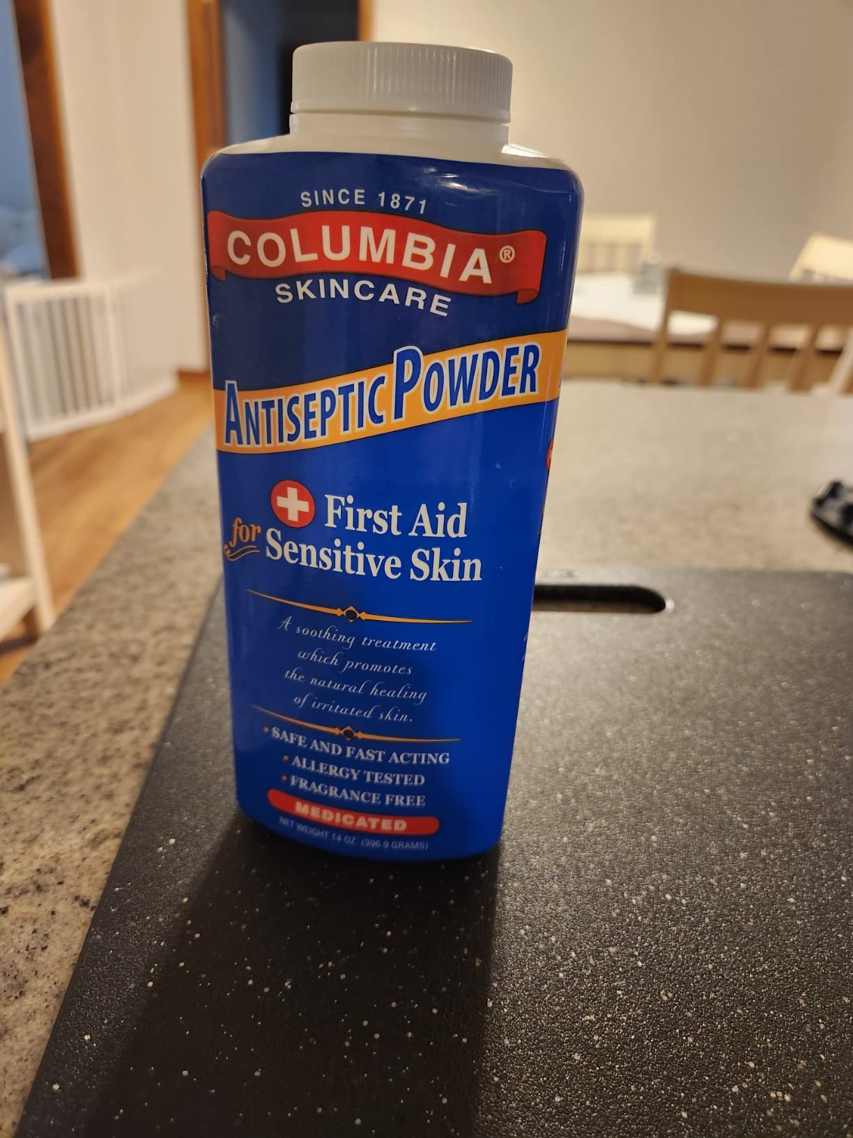 Amazon.com: Columbia Antiseptic Powder 6 oz : Health & Household