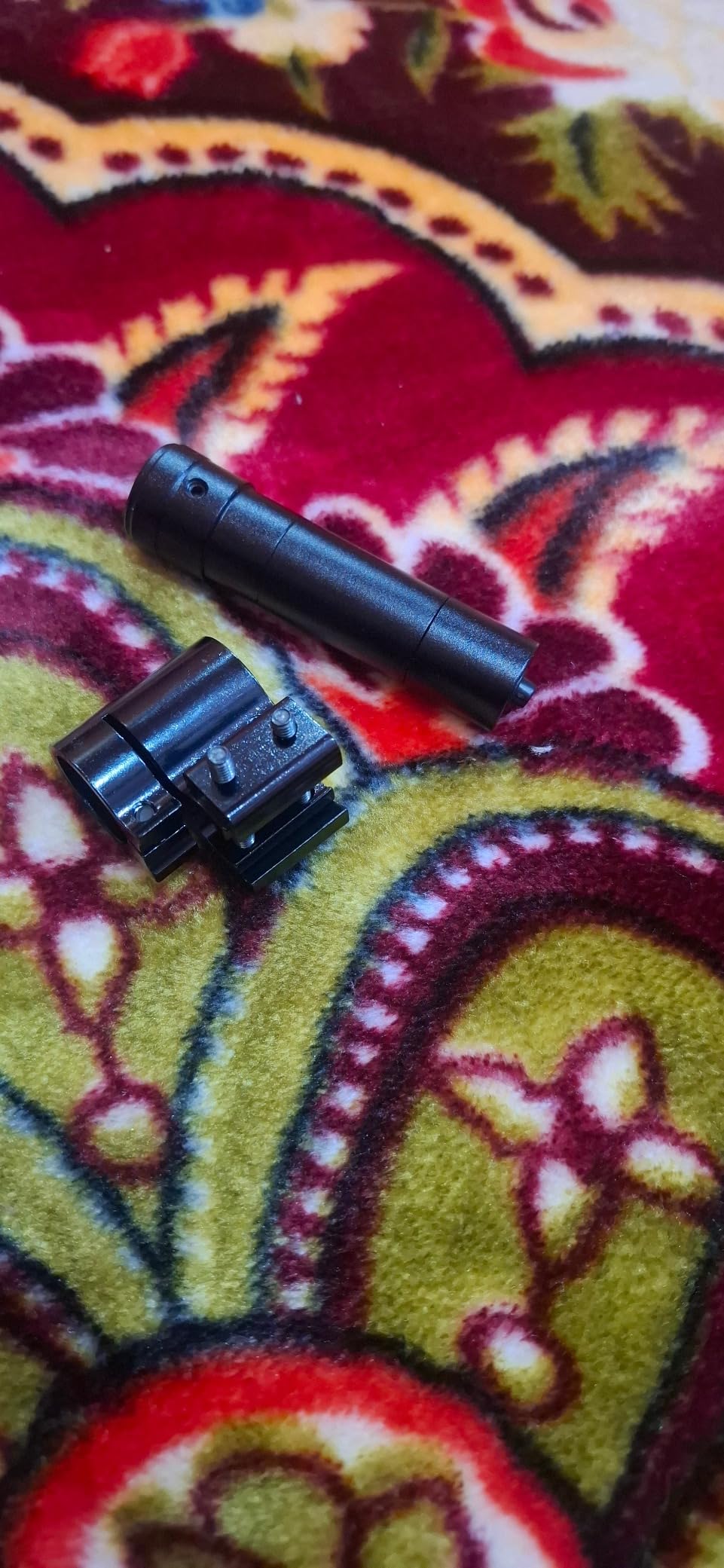 Marksman® Miniature Powerful Laser Pointer (Pack of 1) (Red) : Amazon ...