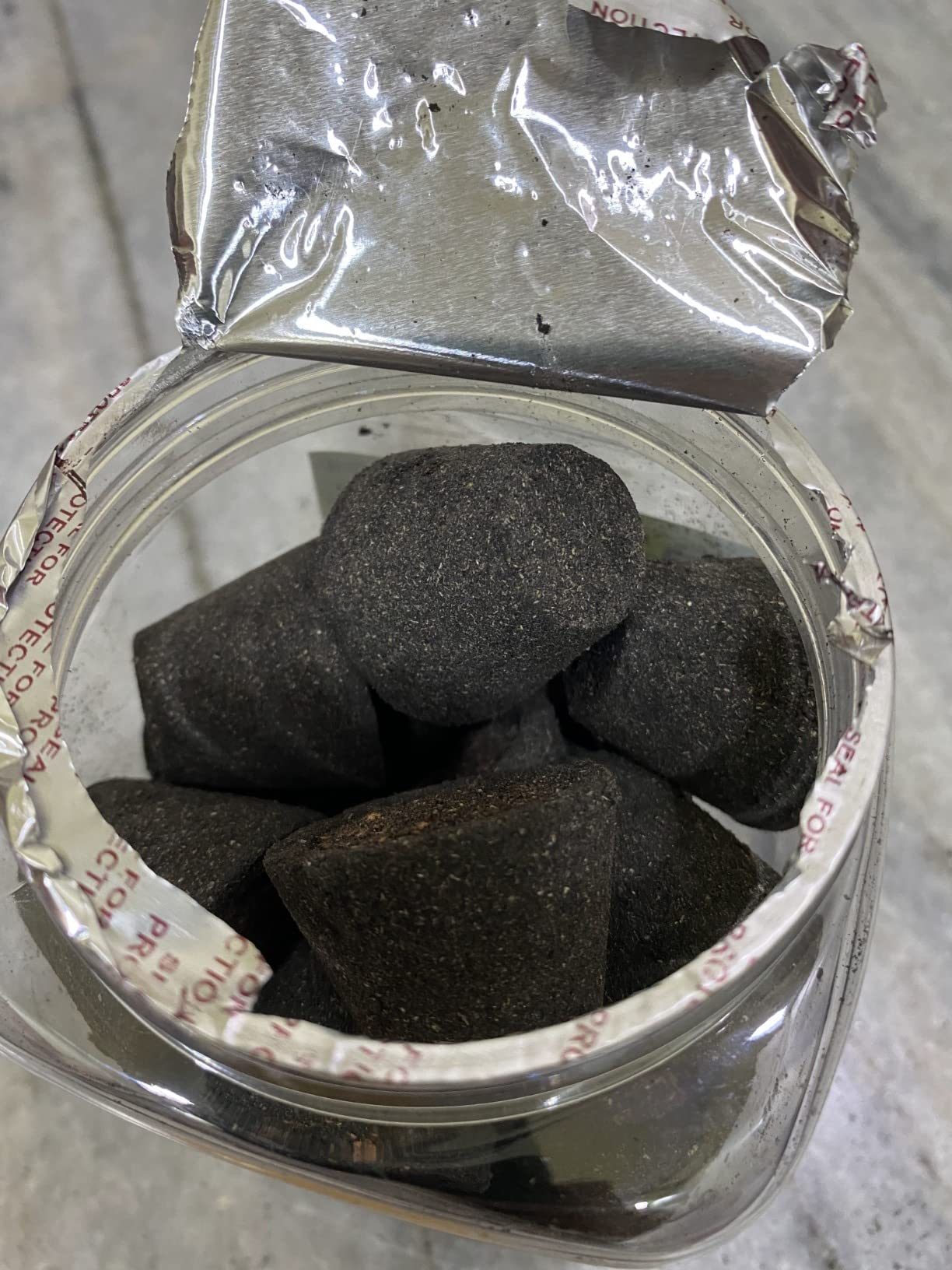 Parag Fragrances Shudh Guggal Hawan Cups (28Pc Pack) Hawan Cup/Sambrani ...