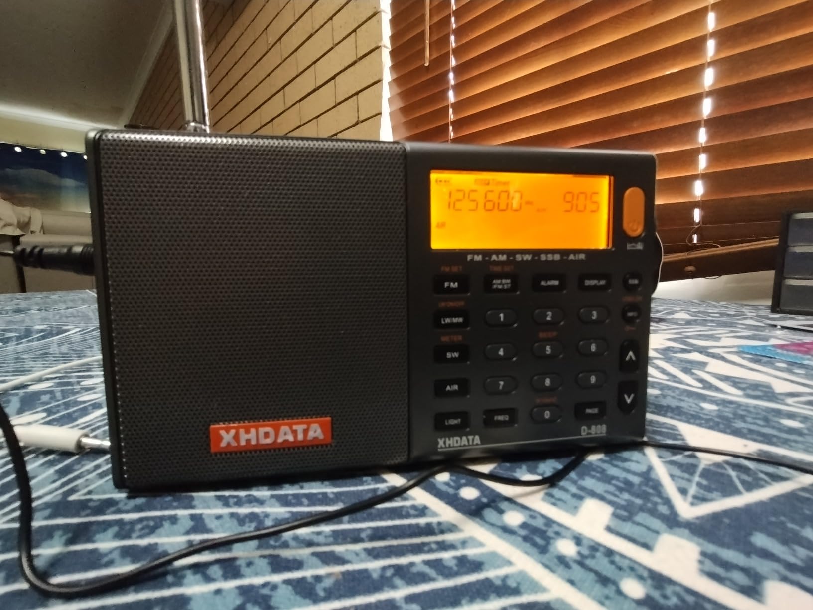 XHDATA D-808 Portable Digital Radio FM SW MW LW SSB RDS DSP Air Band ...