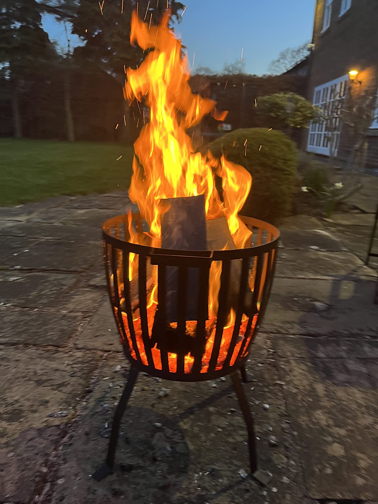 Harbour Housewares - Steel Brazier Fire Pit - 40cm - Grey : Amazon.co ...