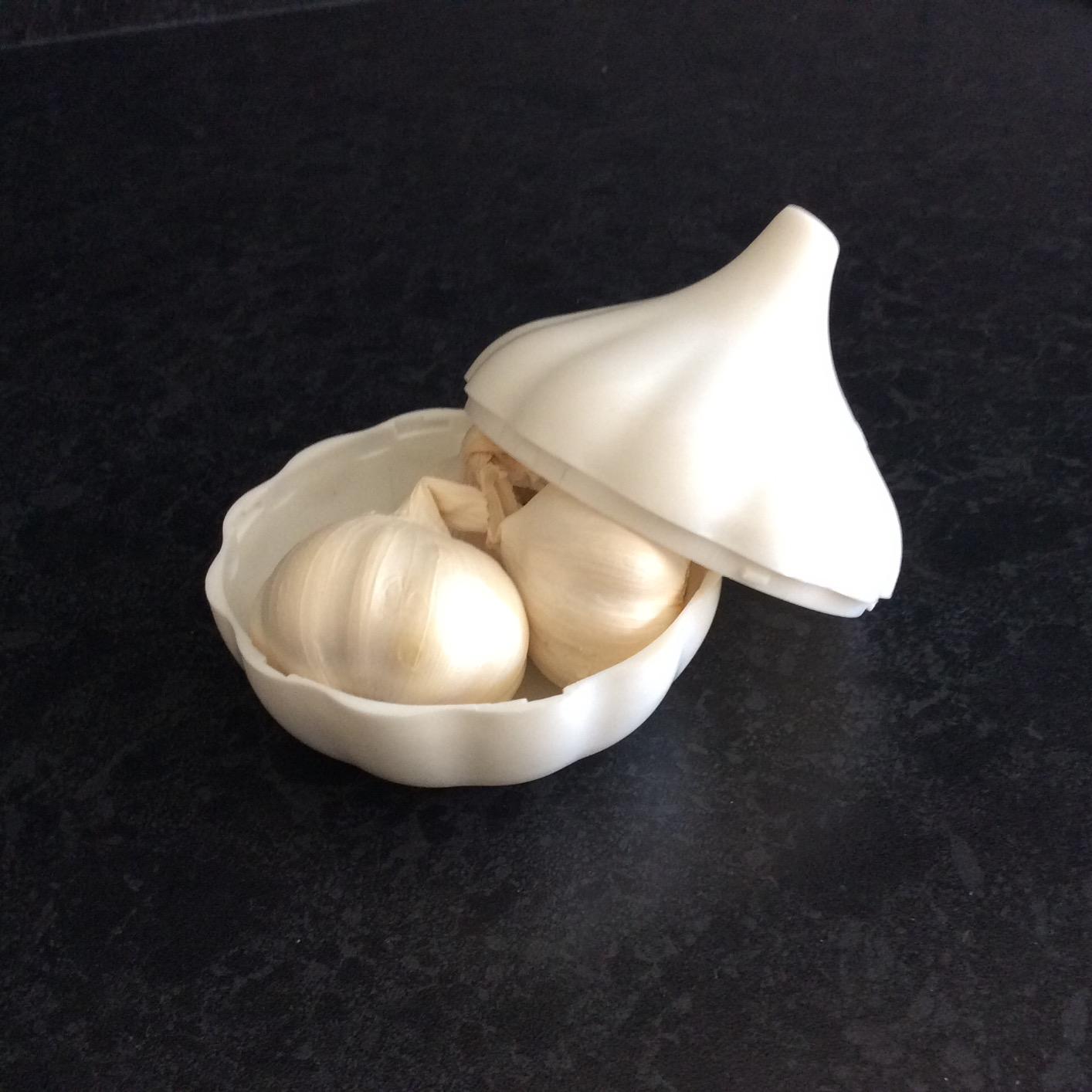 Homemaid Simply Garlic - Garlic Storage Container Garlic Shape : Amazon ...