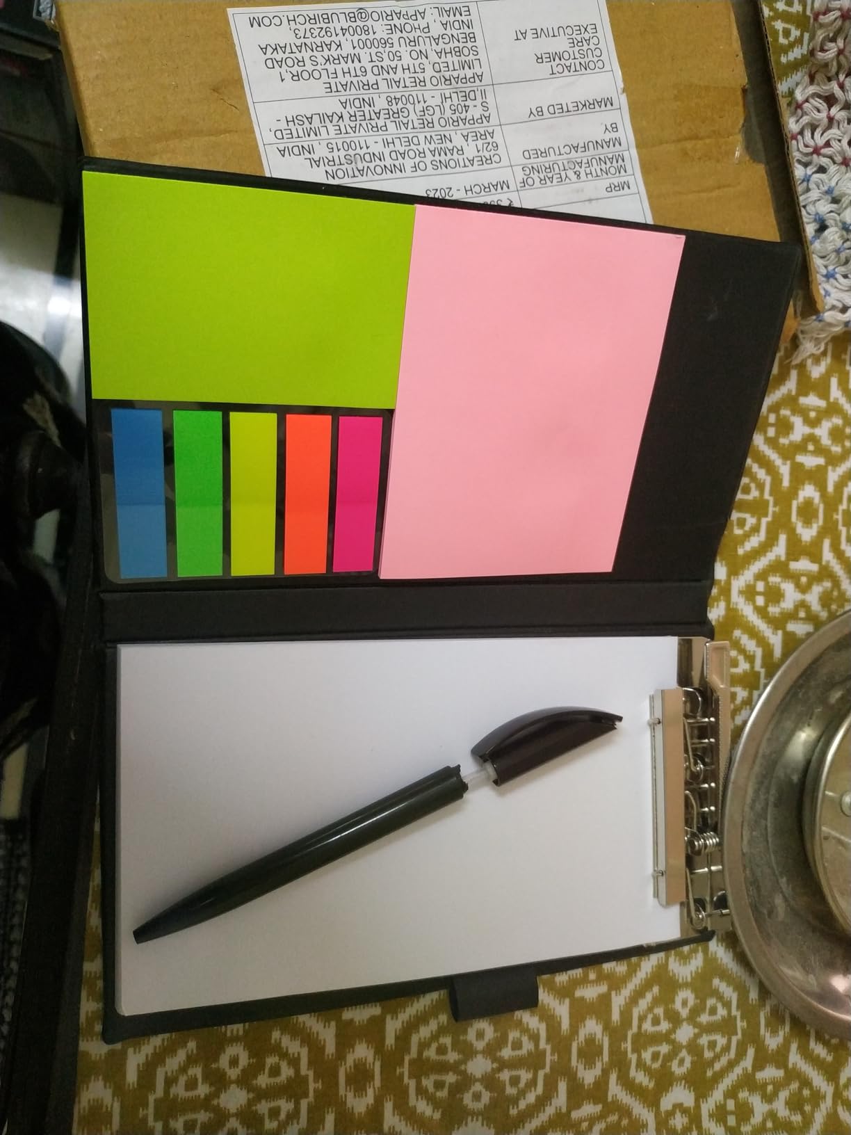 Amazon Brand - Solimo Notepad/Memo Book with Sticky Notes & Clip Holder ...