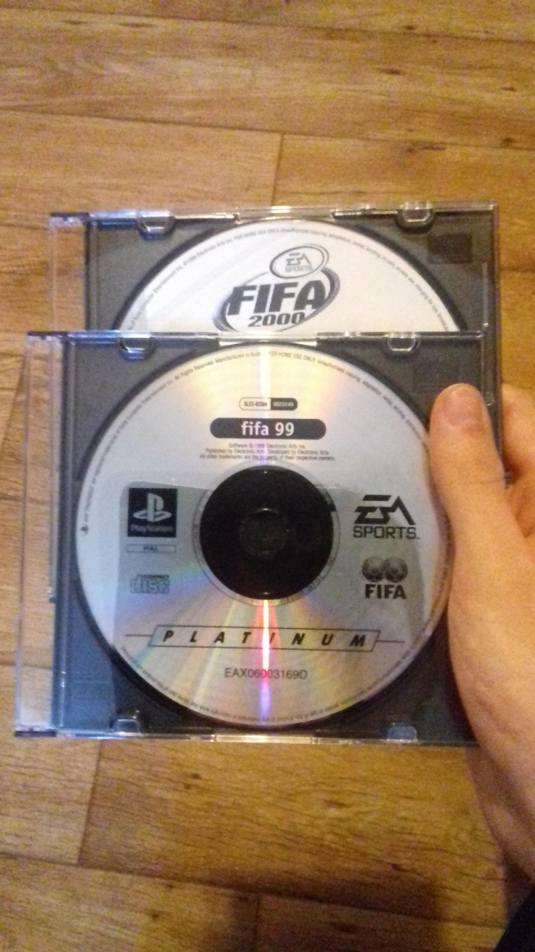 FIFA 2000 : Sony Playstation: Amazon.co.uk: PC & Video Games